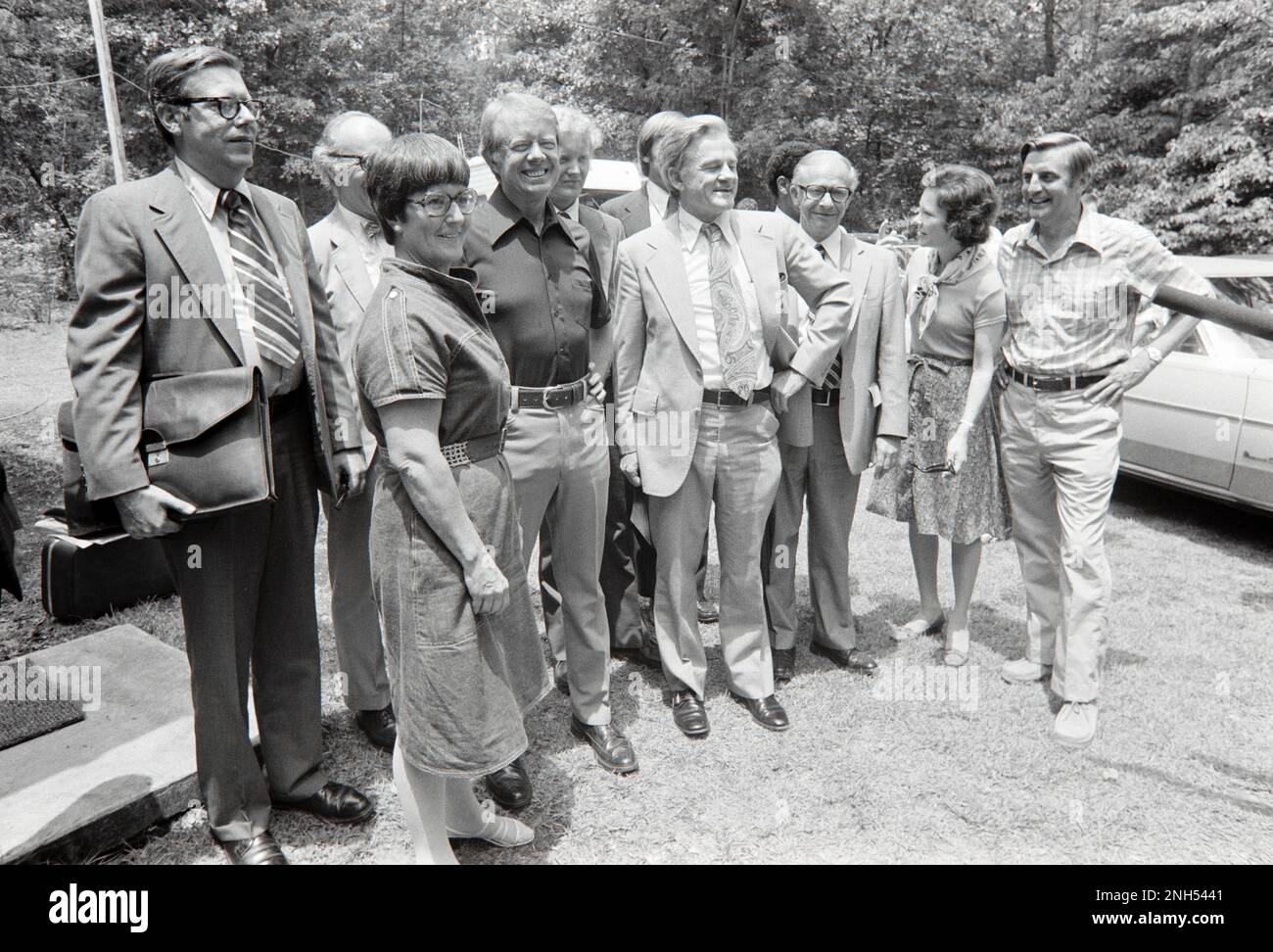 Economic advisors arrive at Jimmy Carter's retreat - The Pond House ...