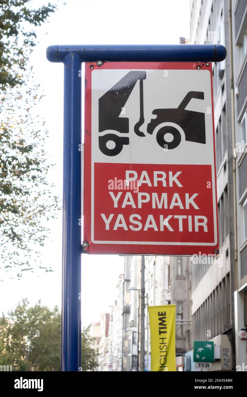 Don't park sign Istanbul Turkey Stock Photo - Alamy