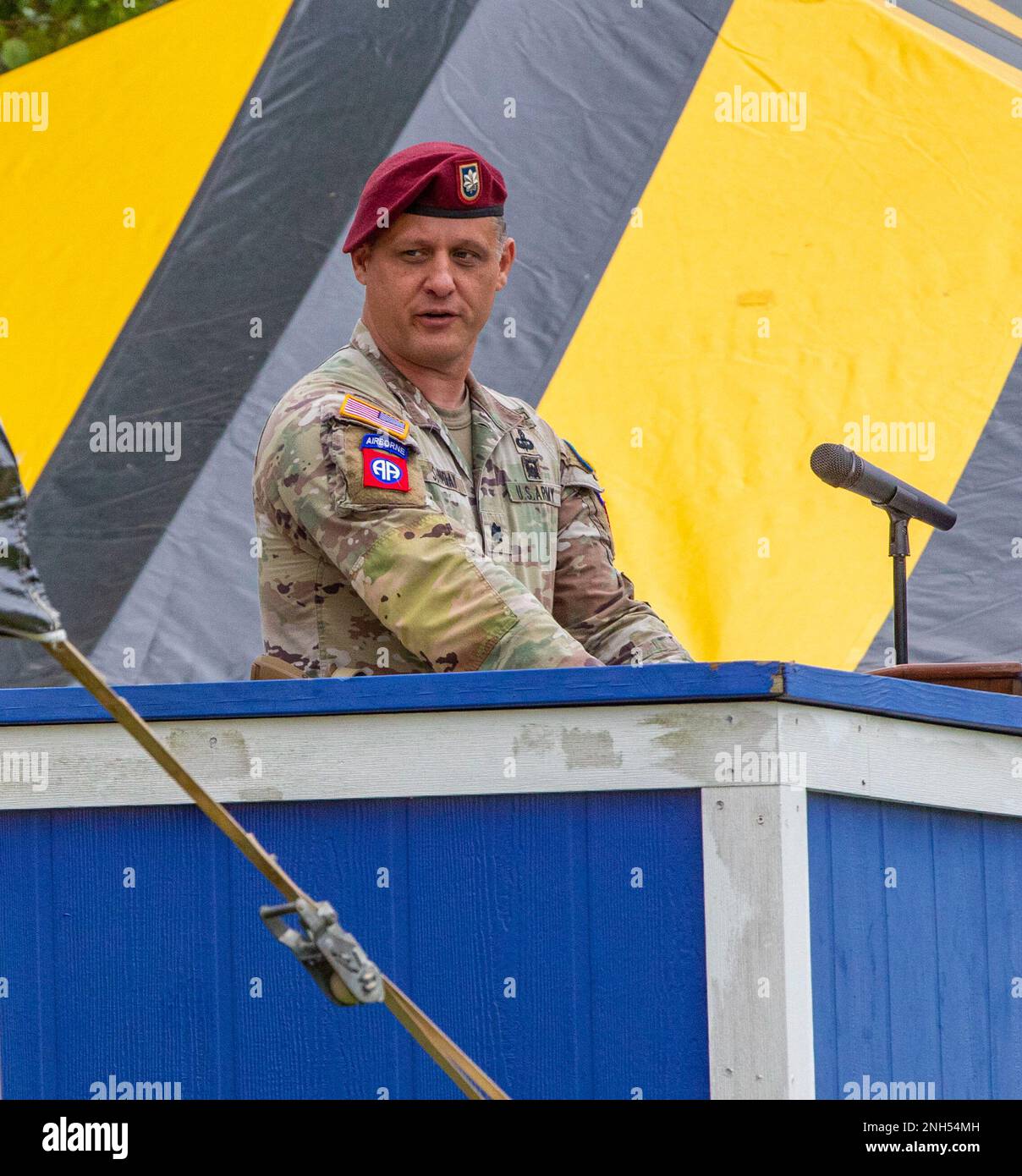 U.S. Army Lt. Col. Todd Sunday relinquishes command of the Headquarters ...