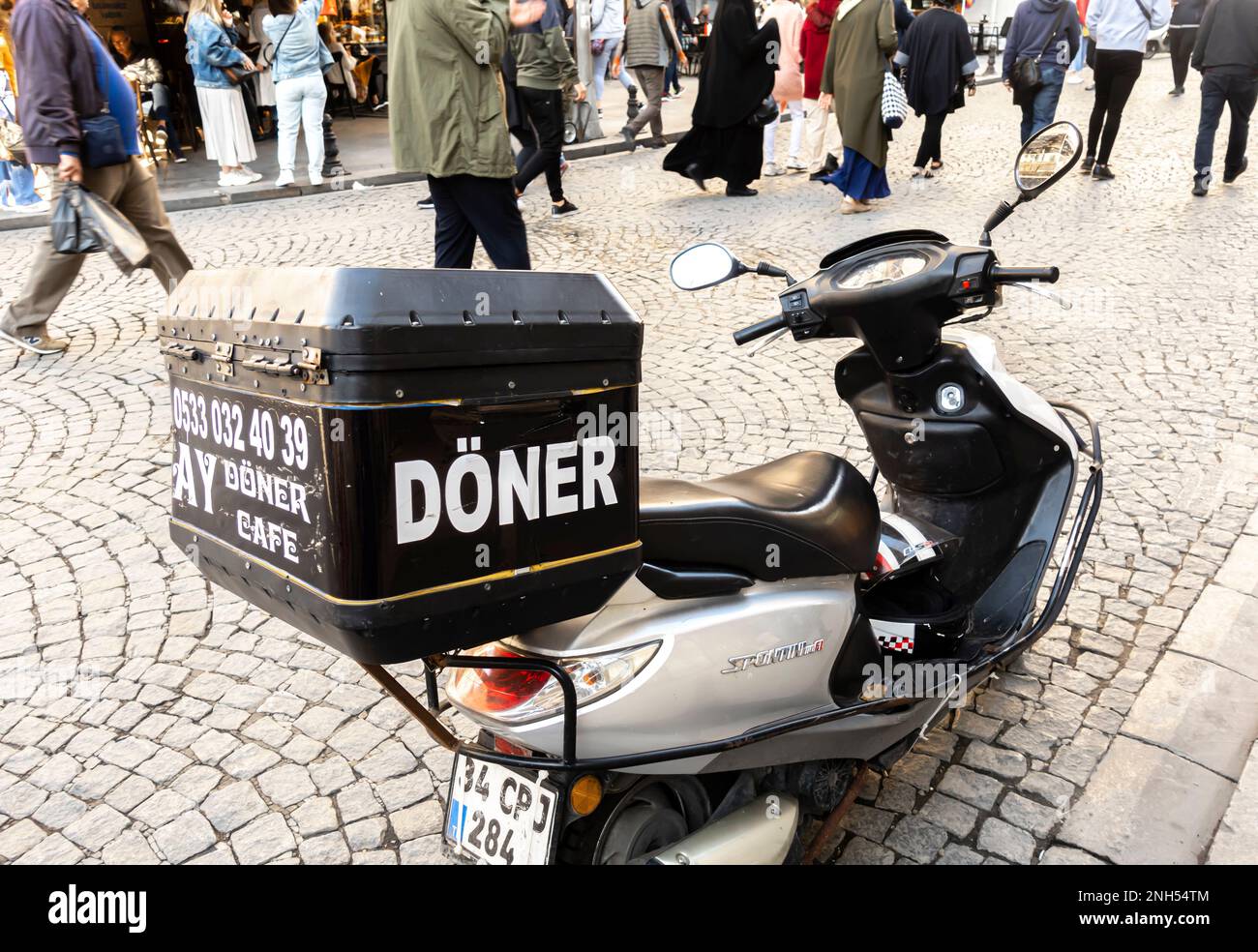Doner delivery scooter Istanbul Turkey Stock Photo - Alamy