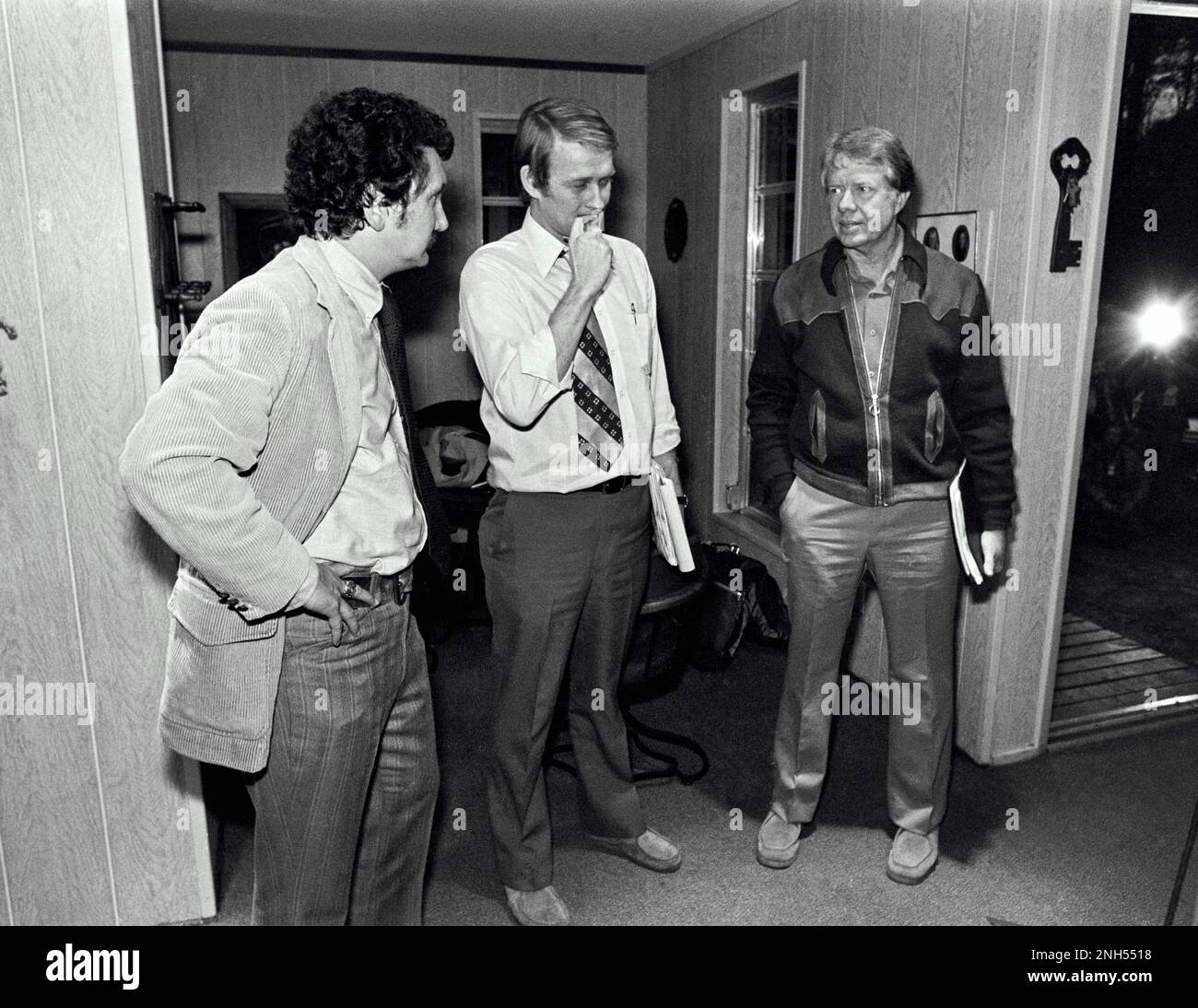 JODY POWELL,TIM KRAFT,WALTER MONDALE,JIMMY CARTER,President elect Jimmy ...