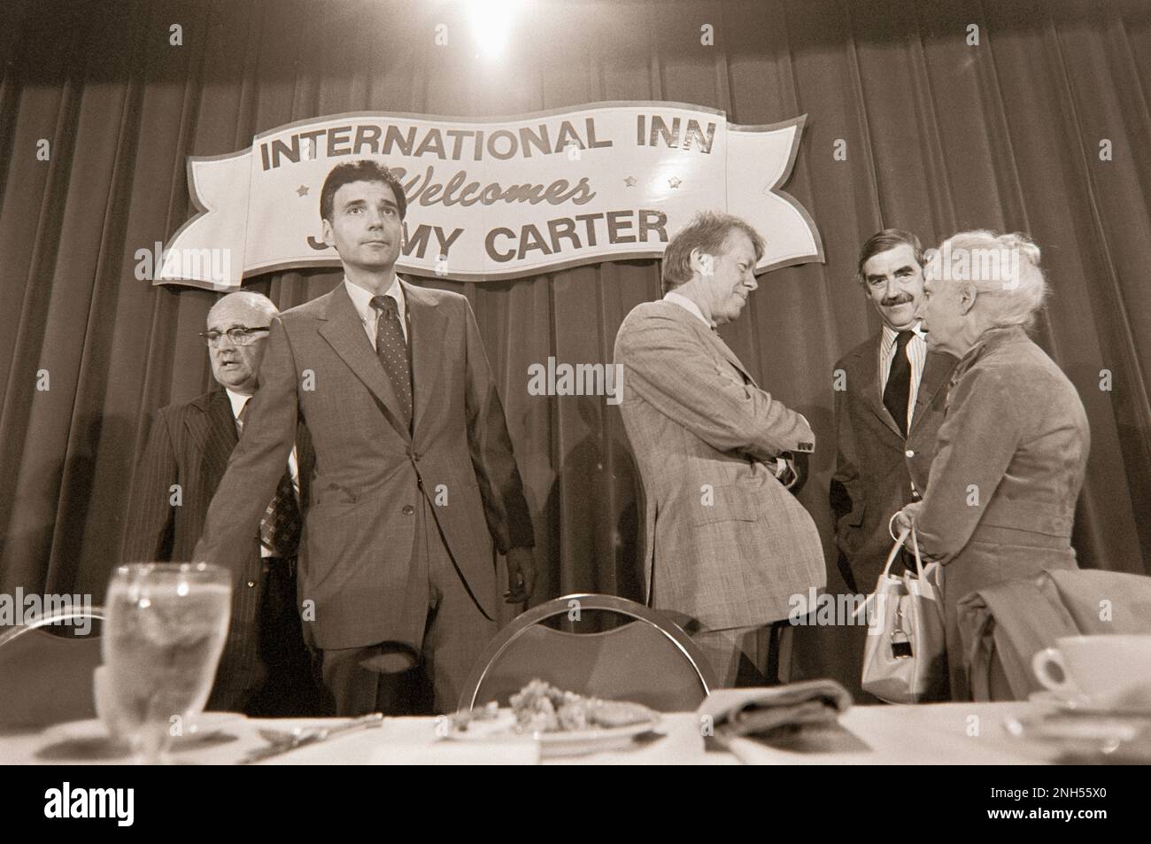 1976 Democratic Presidential Candidate Jimmy Carter arrives at ...