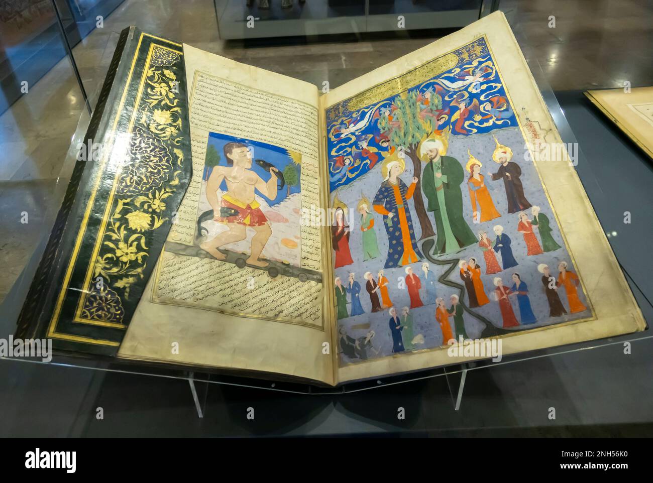 Zubdat al tawarikh hi-res stock photography and images - Alamy