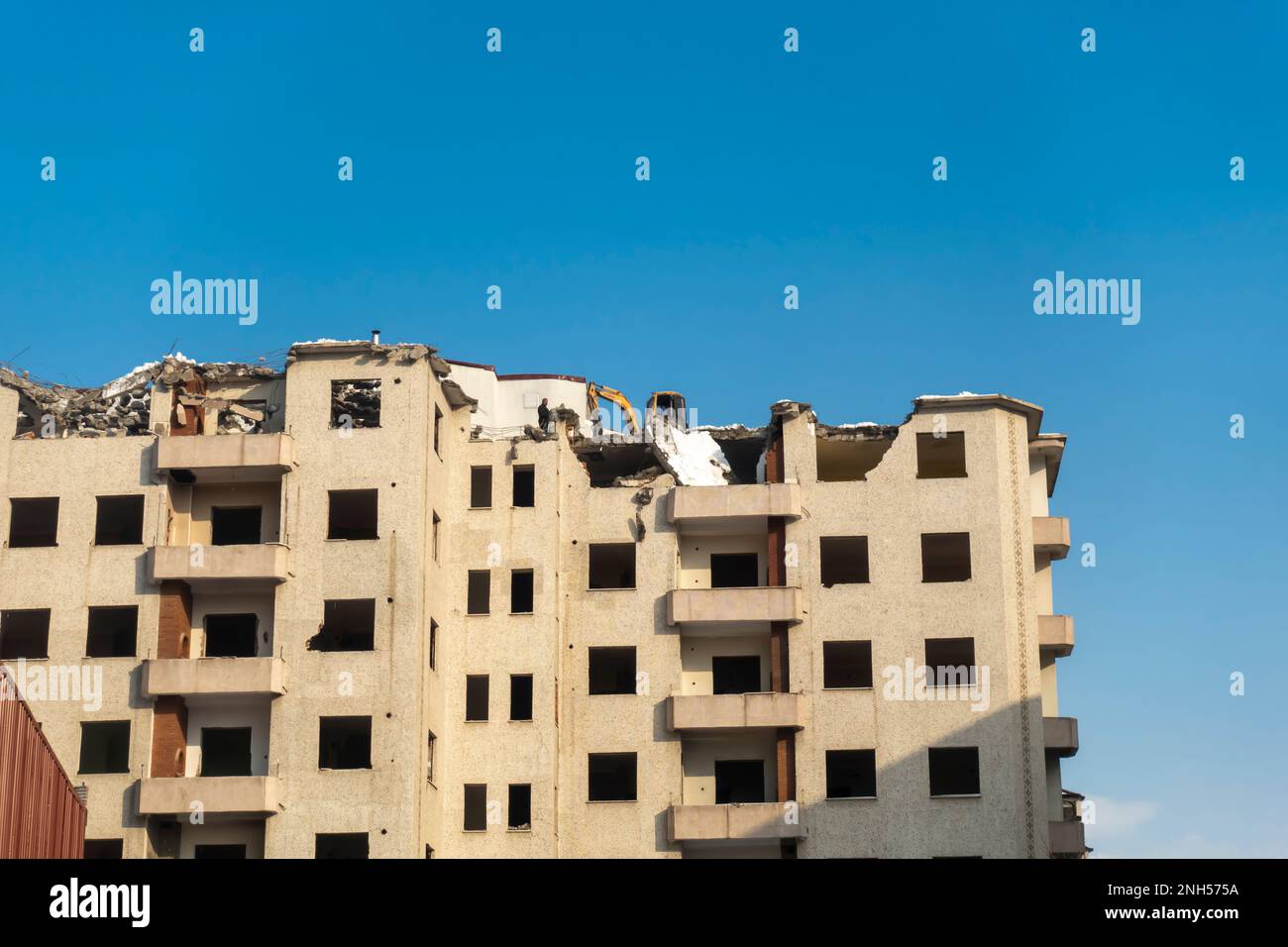 Rooftops construction works hi-res stock photography and images - Alamy