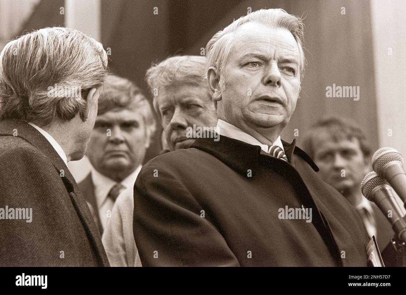 President elect Jimmy Carter and Vice President elect Walter Mondale ...