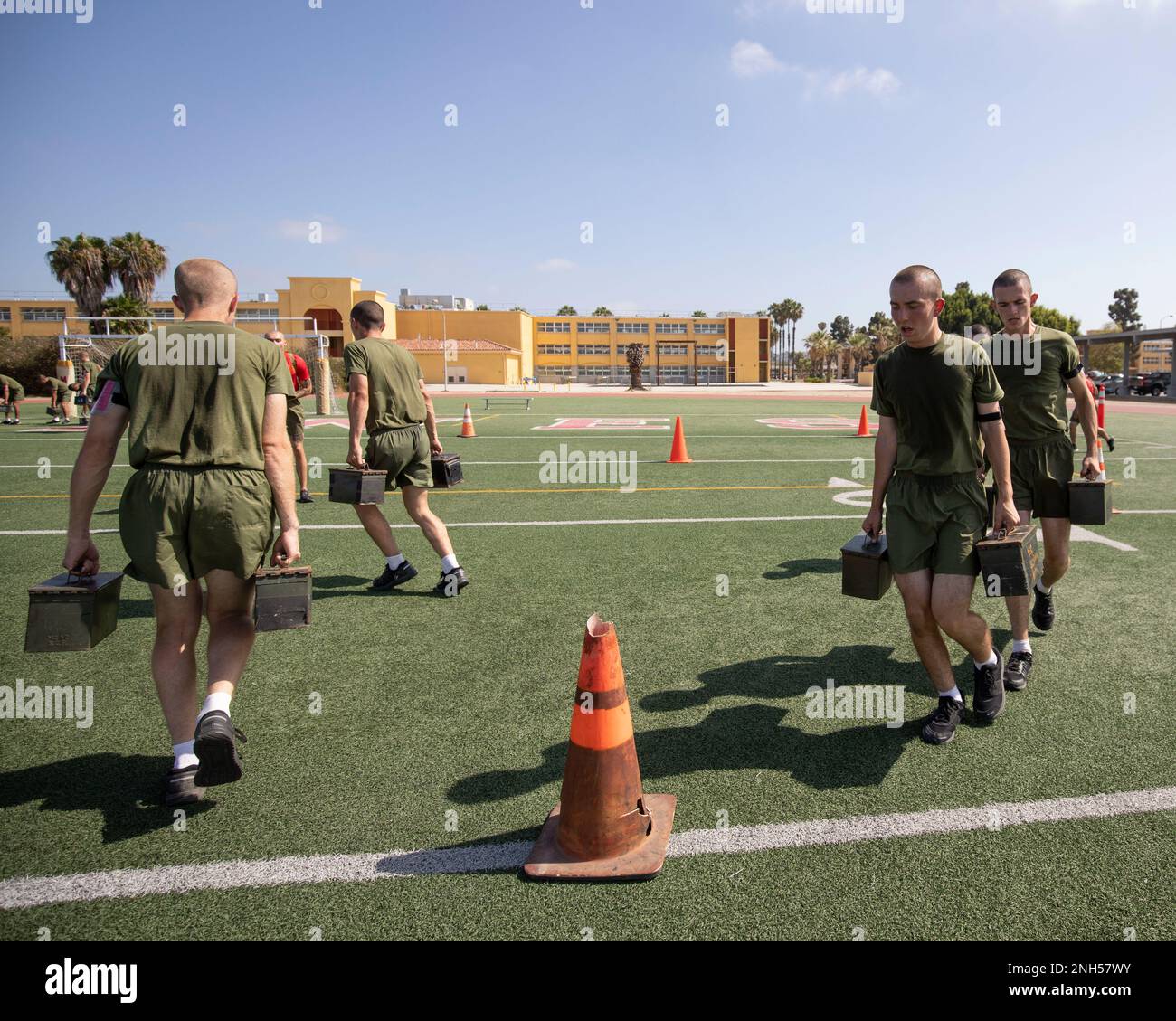 U.S. Marines Corps recruits with Alpha Company, 1st Recruit Training ...
