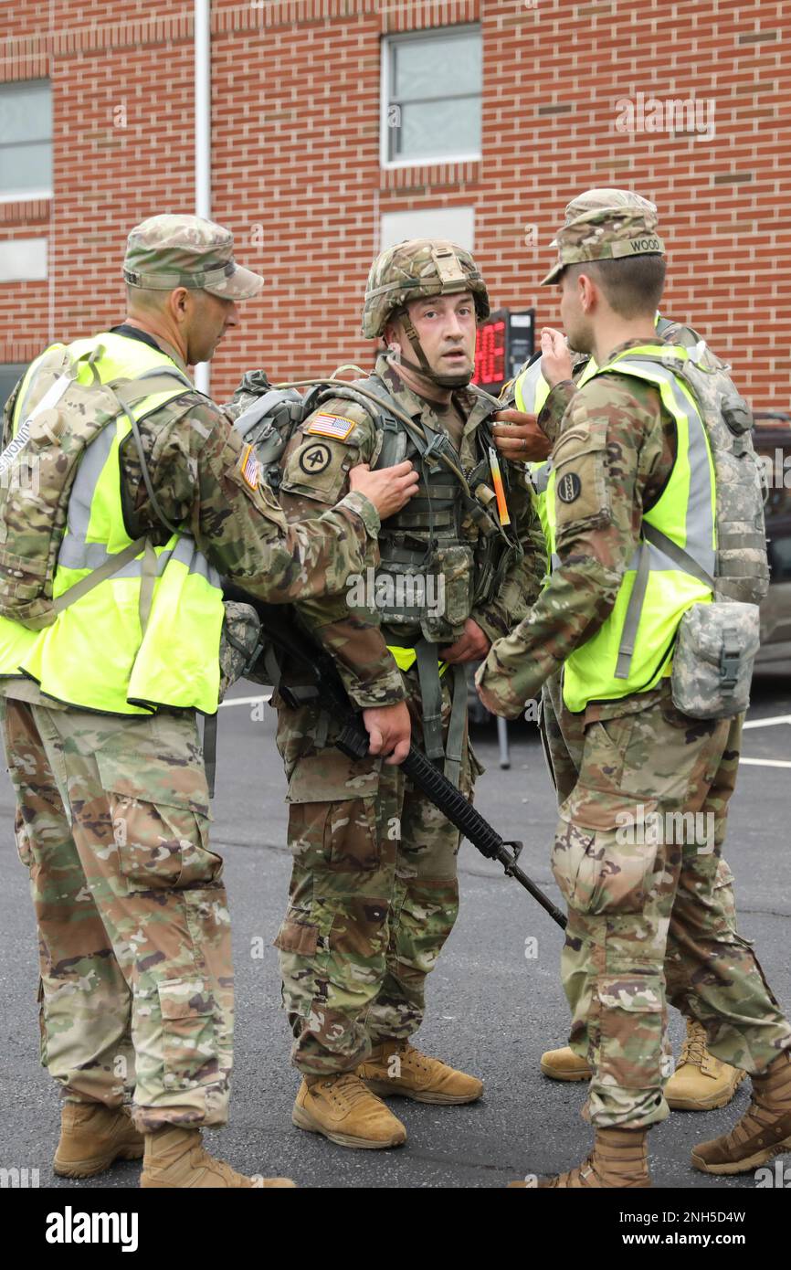 Warrant Officer Candidate Jason Trerotola from the 2-166th, Det 1 ...