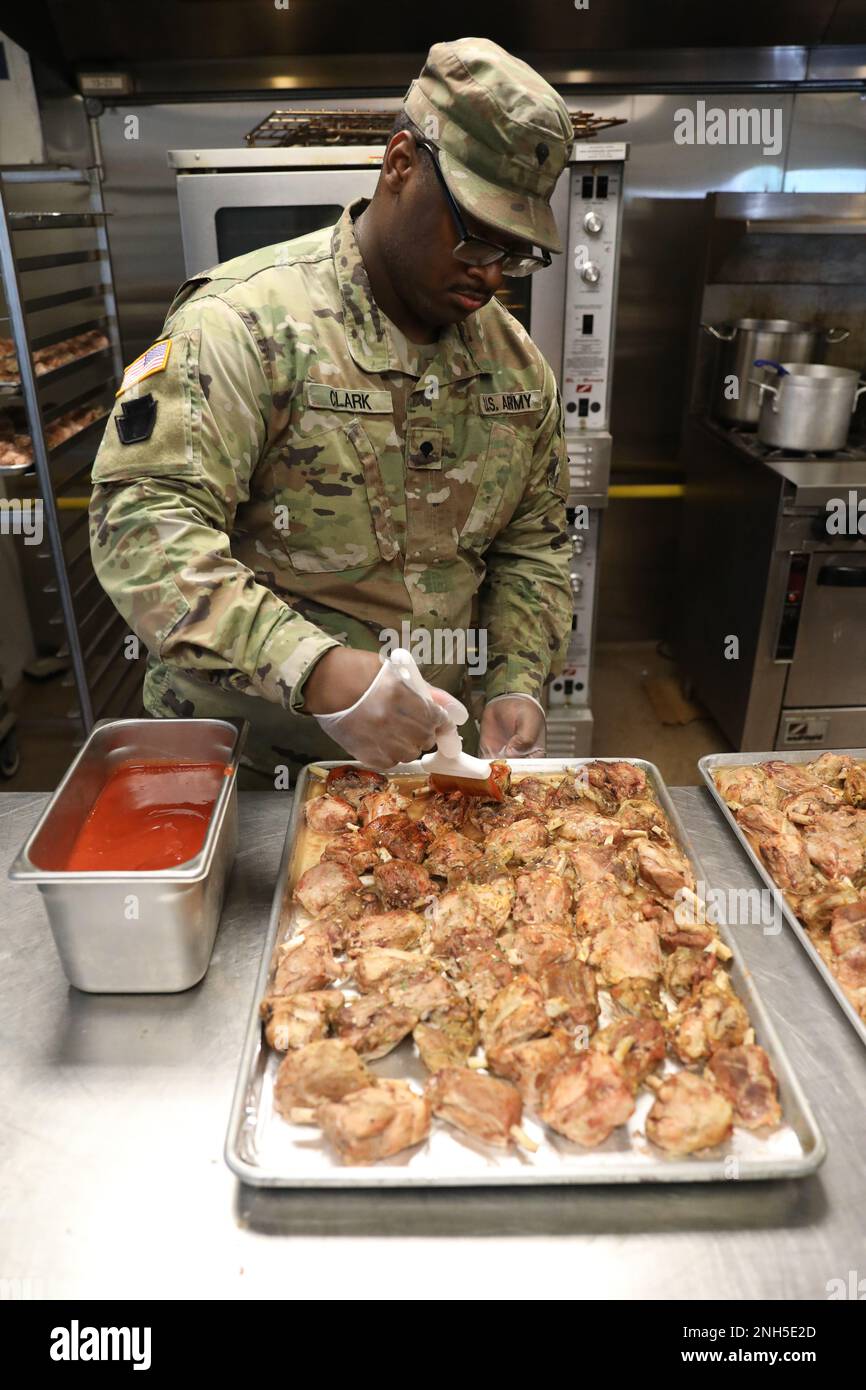 Culinary and food service specialists assigned to the 165th Military ...