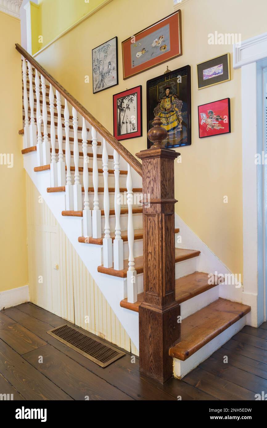 Pinewood staircase with white painted balusters and stained oak wood ...
