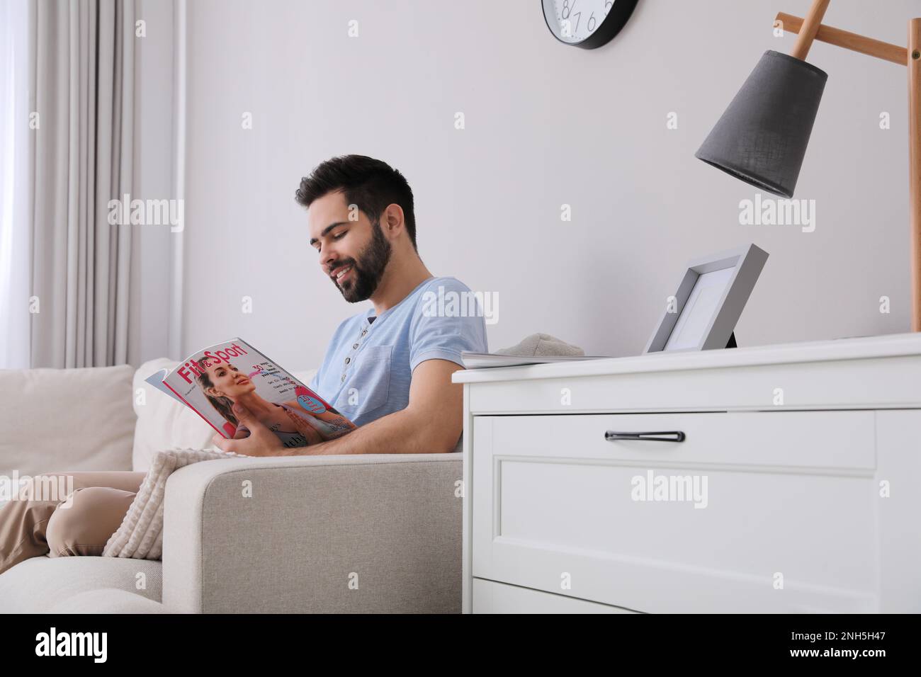 Magazine cover man fitness hi-res stock photography and images - Alamy