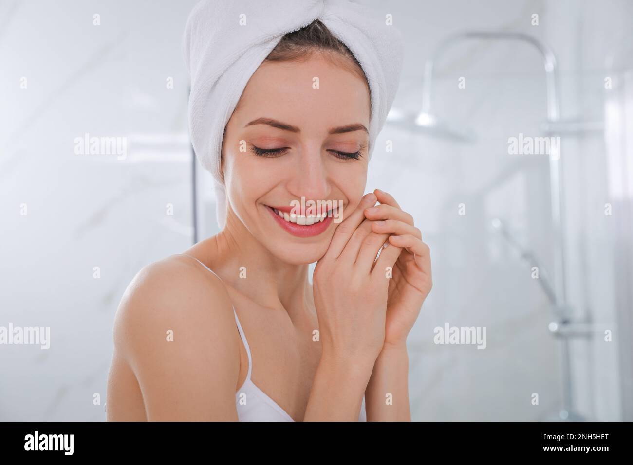 Woman wet body after bath hi-res stock photography and images - Alamy