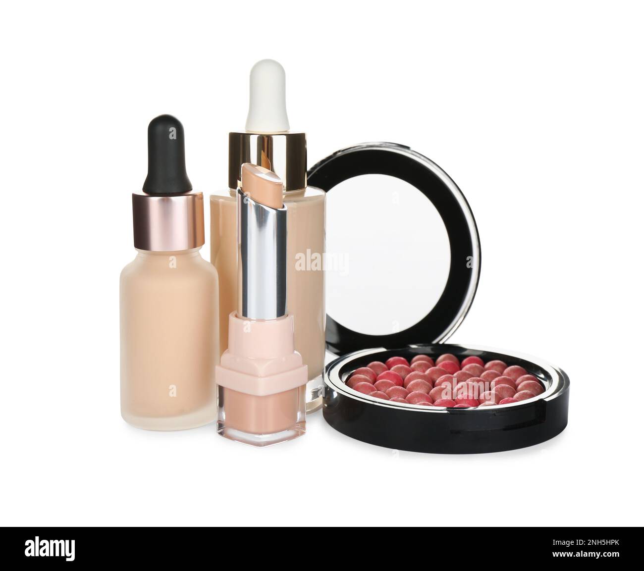 Foundation makeup hi-res stock photography and images - Alamy