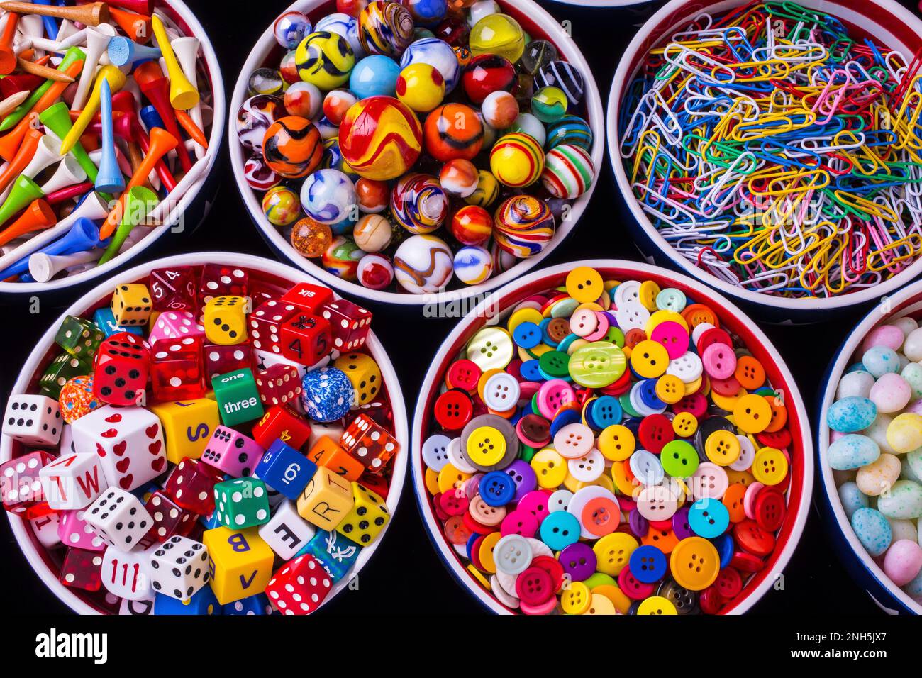 Full of things hi-res stock photography and images - Alamy