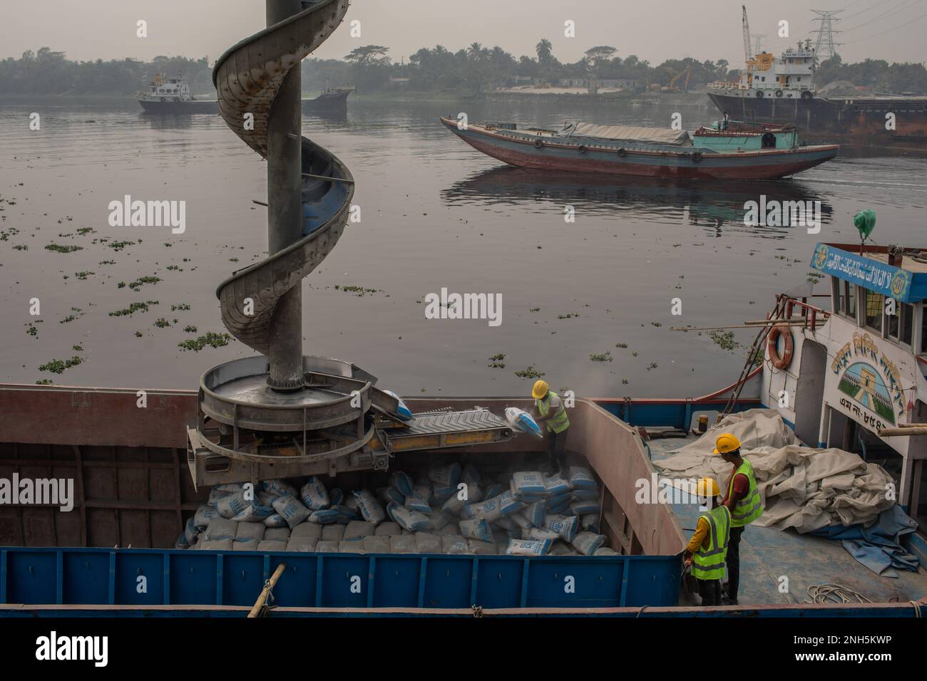 Mir cement ltd hi-res stock photography and images - Alamy