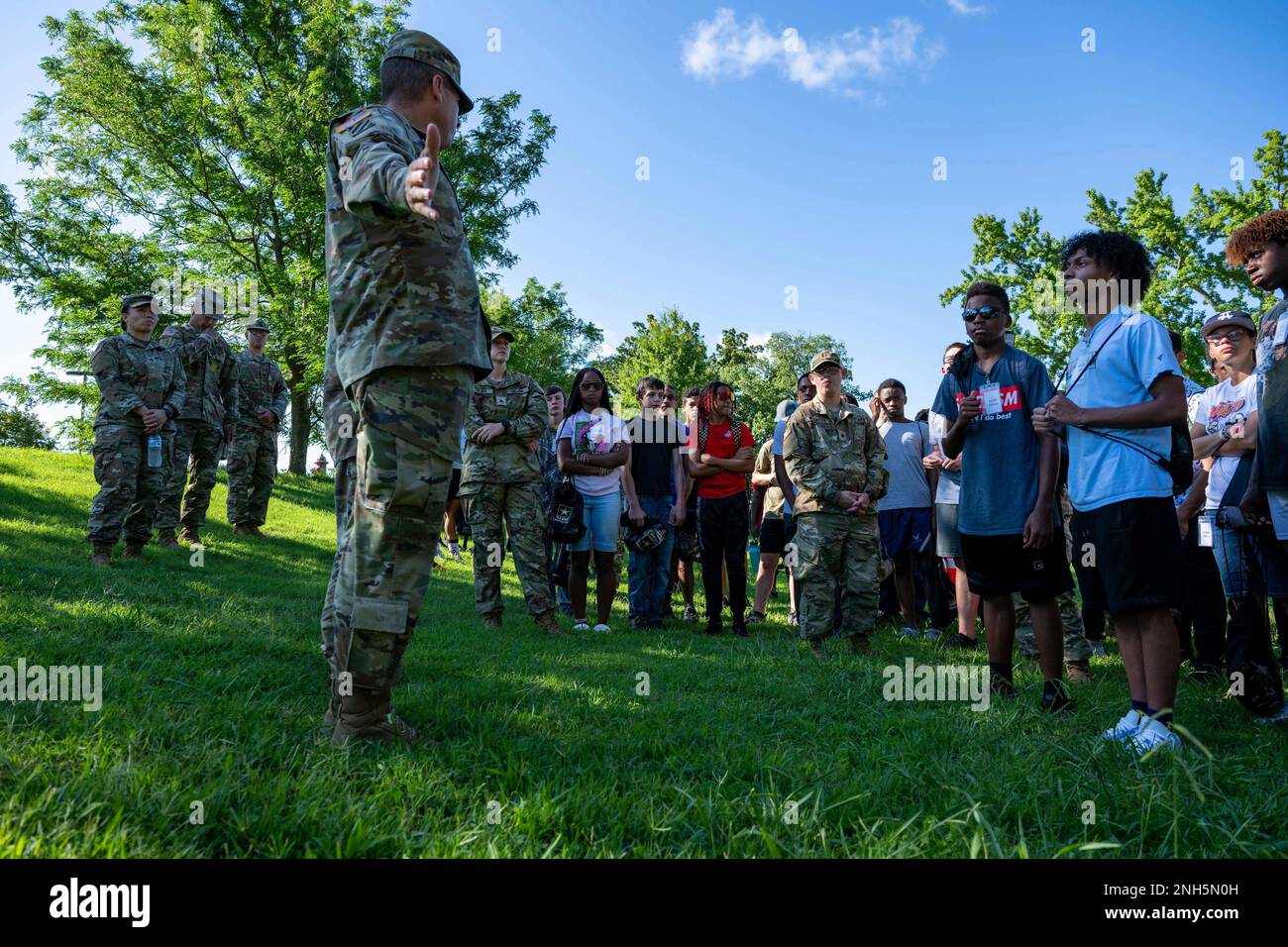 U.S. Army Command Sgt. Maj. Daniel Hendrex, U.S. Army Training and ...