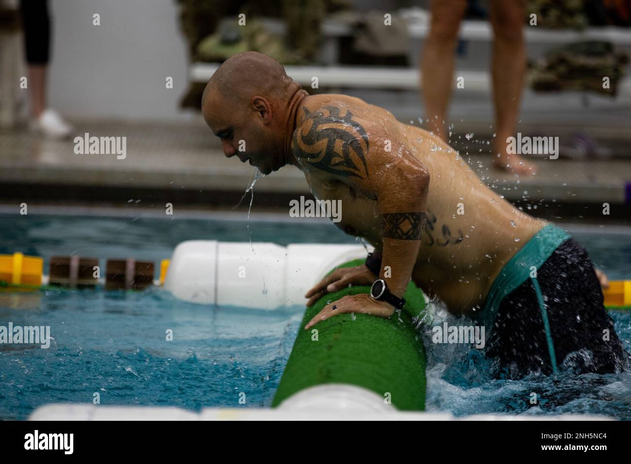 Army Reserve Staff Sgt. Devin Crawford, 108th Training Command, lifts ...