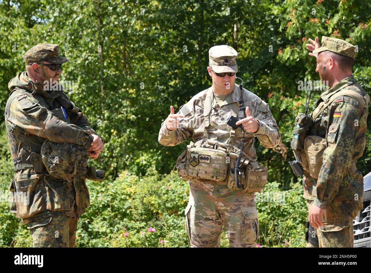 U.S. Army Lt. Col. Tyler Donnell, Senior Fires Support Trainer with the ...