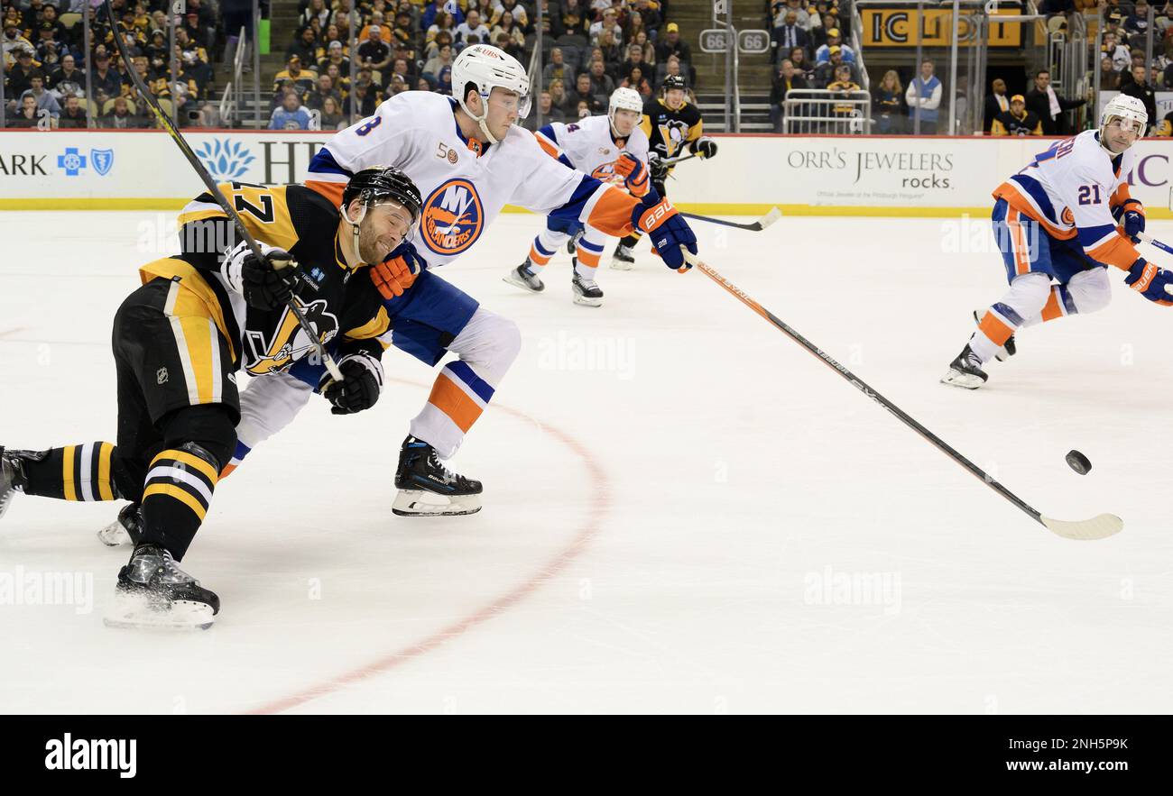 Dobson ice arena hi-res stock photography and images - Alamy