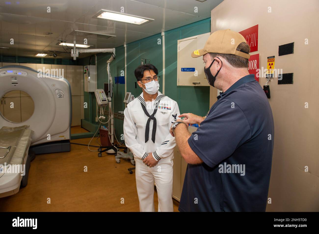 PACIFIC OCEAN (July 18, 2022) – U.S. Navy Hospital Corpsman 3rd Class ...