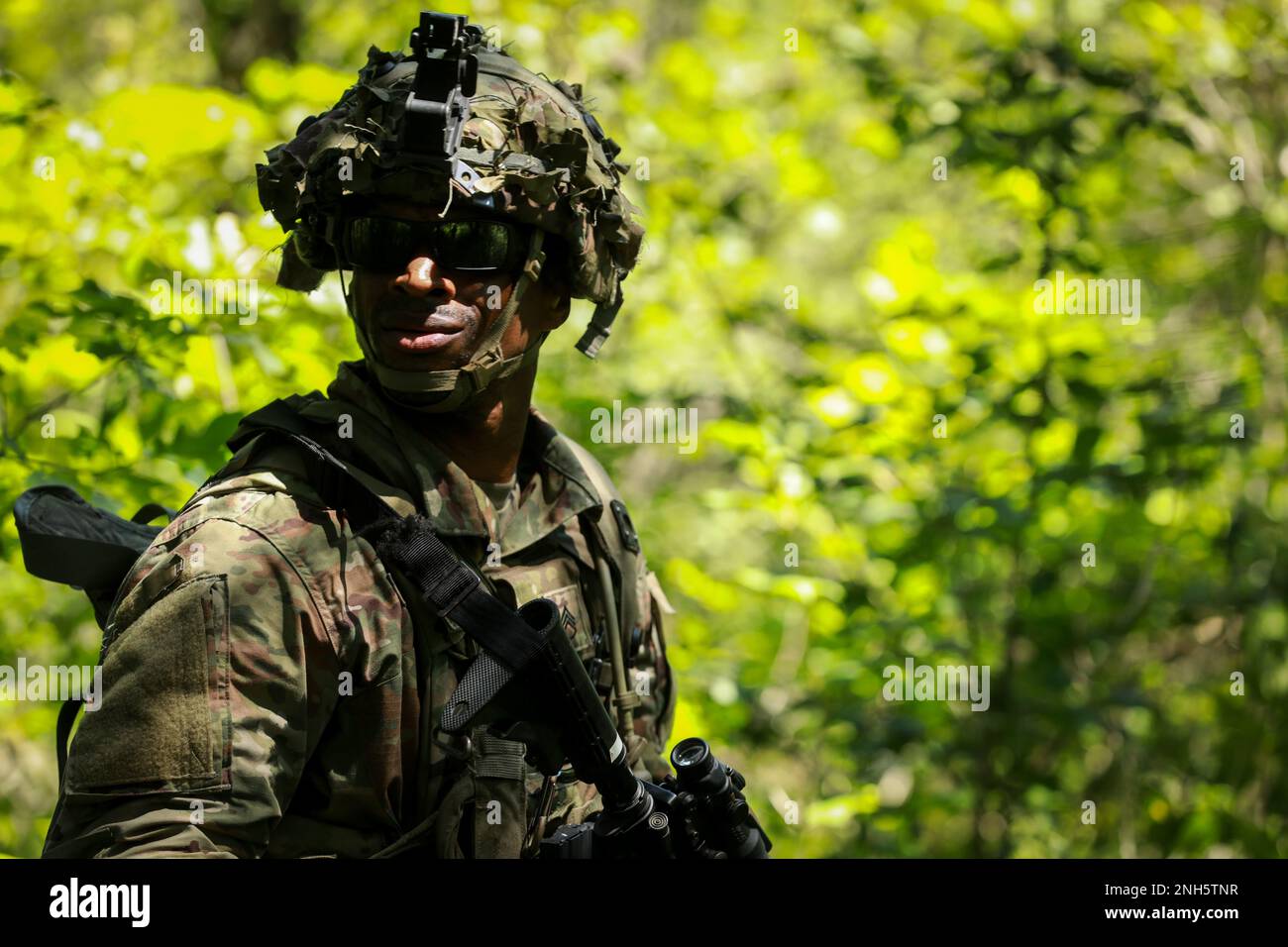 U.S. Army Soldiers assigned to Charlie Company, 1st Battalion, 181st ...