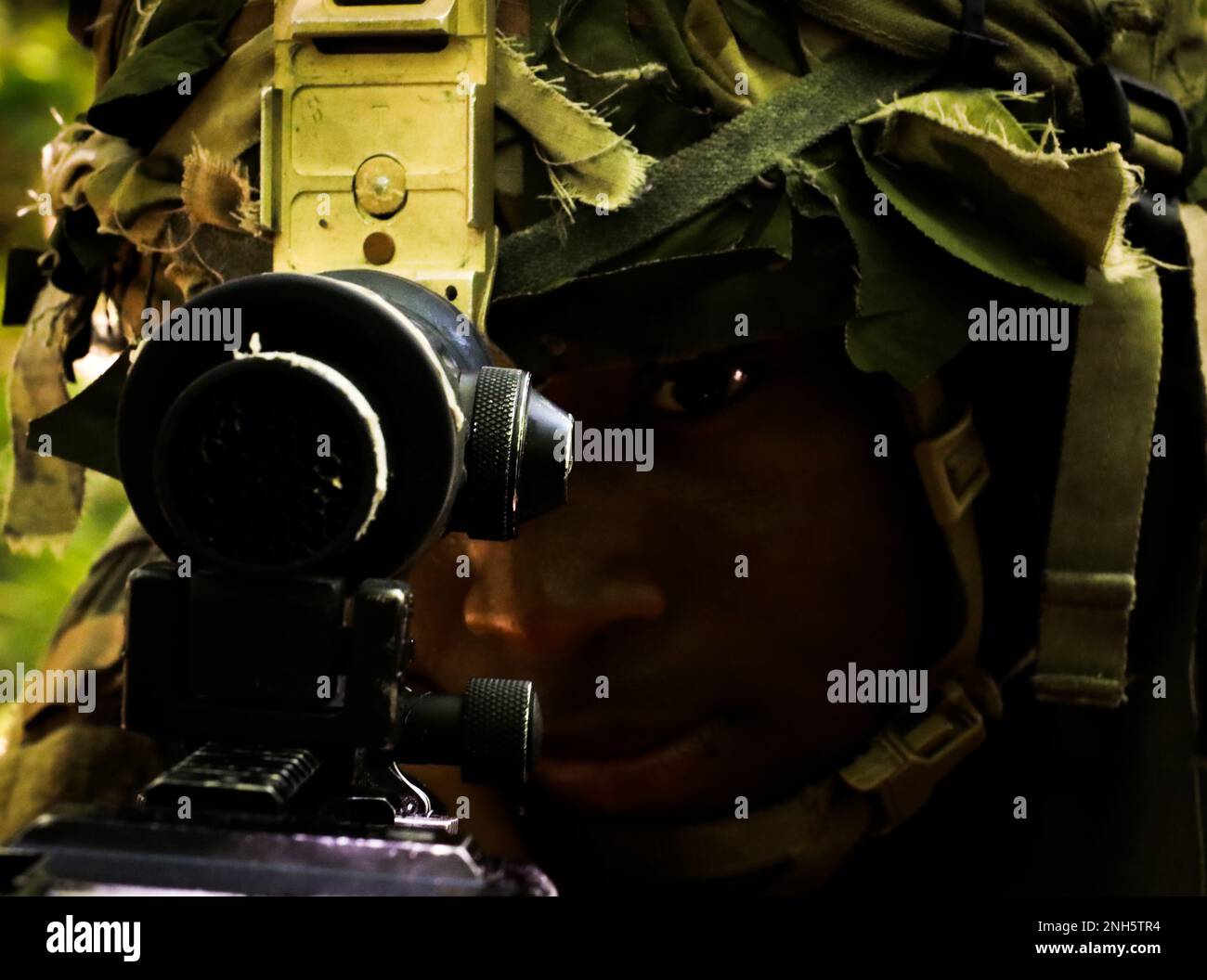 U.S. Army Soldiers assigned to Charlie Company, 1st Battalion, 181st ...