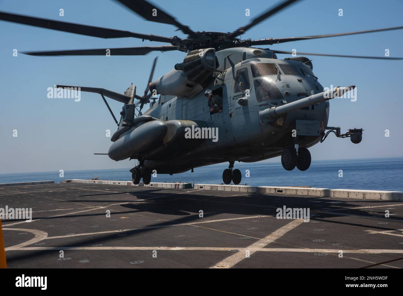 A U.S. Marine Corps CH-53E Super Stallion, assigned to Marine Medium ...