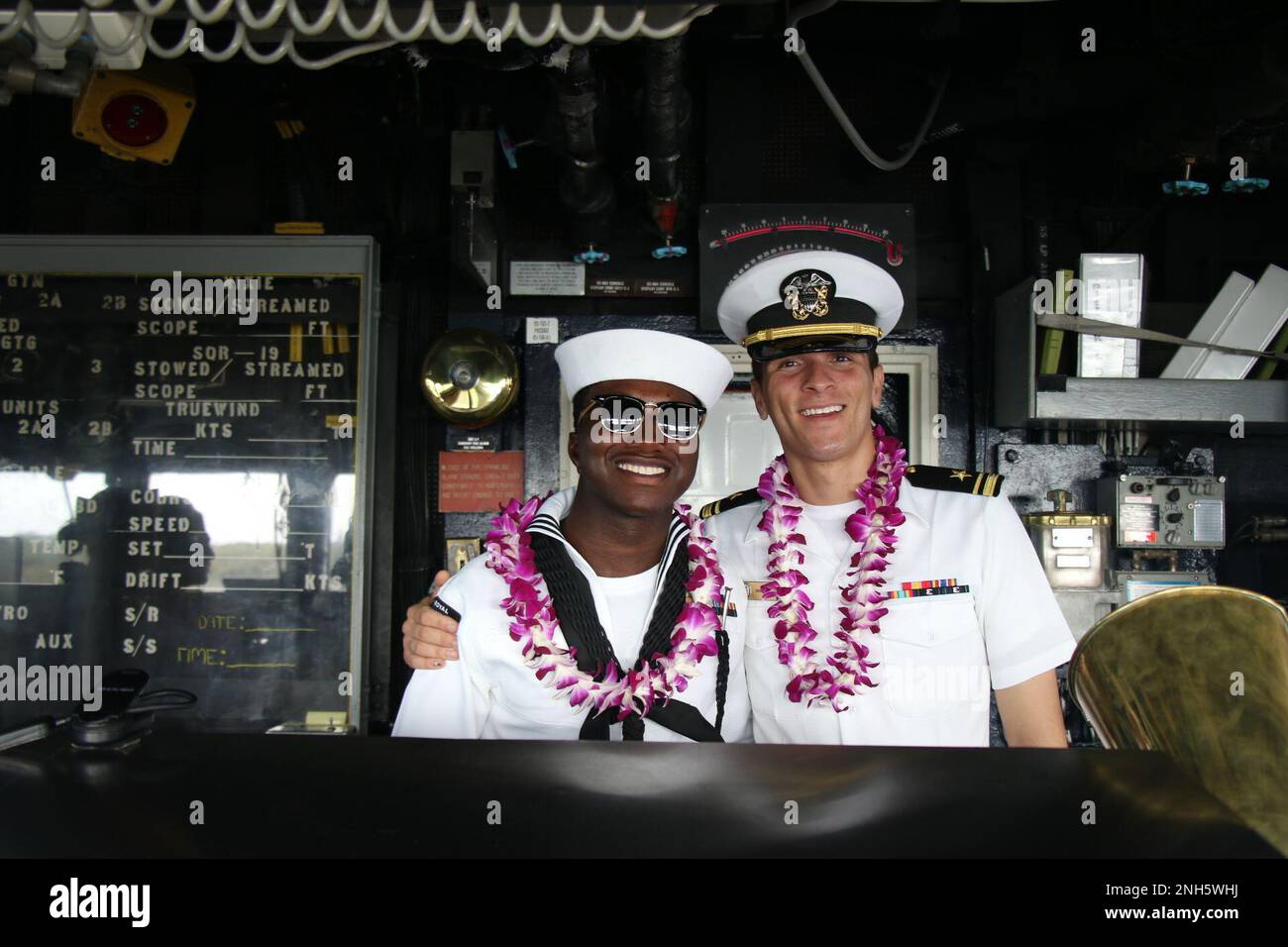 220718-N-RV233-0024 USS Port Royal (CG-73) homecoming after being ...