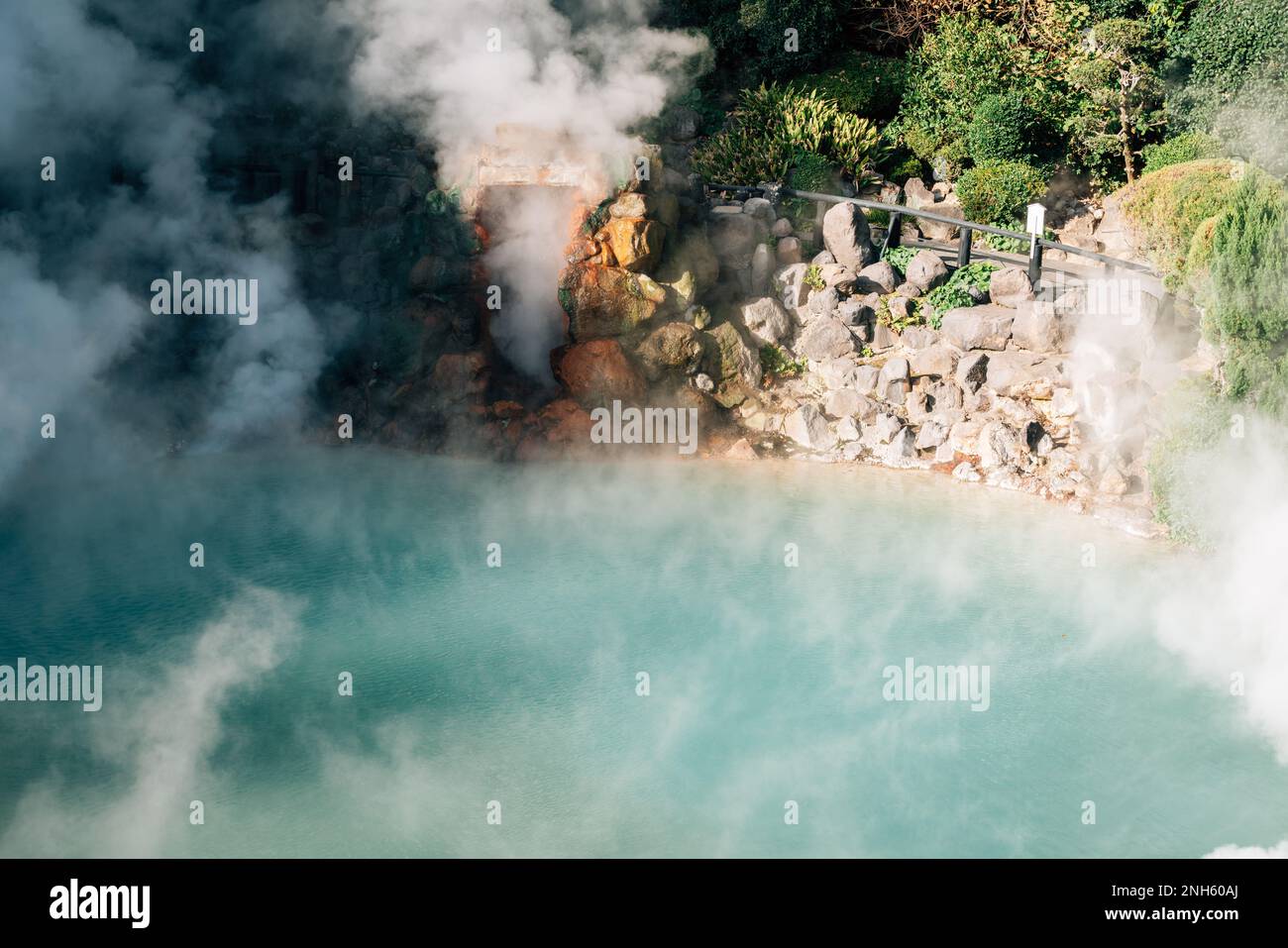 Sea hell Umi Jigoku hot springs in Beppu, Oita, Japan Stock Photo - Alamy