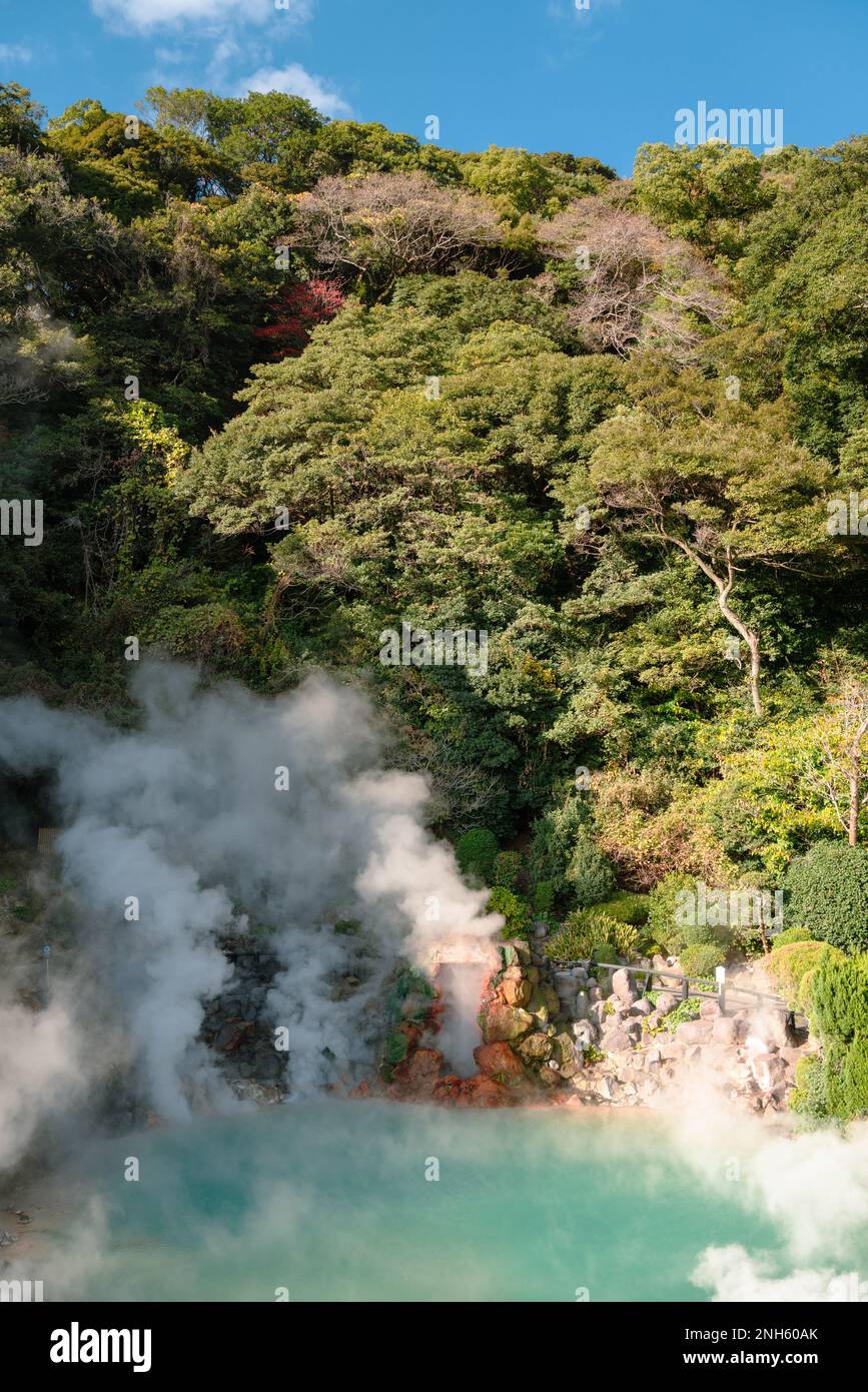 Sea hell Umi Jigoku hot springs in Beppu, Oita, Japan Stock Photo - Alamy