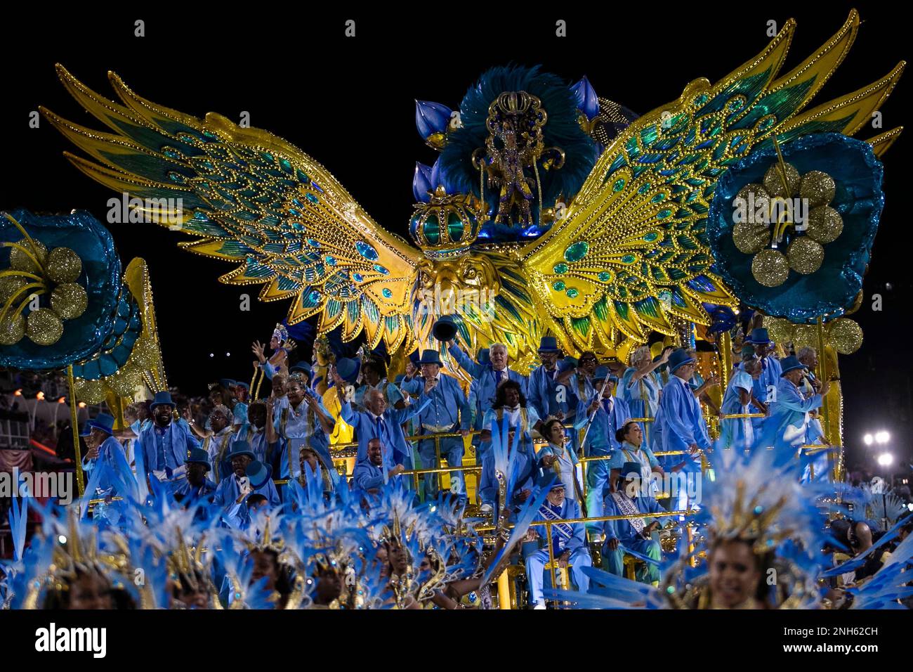 Performers from the Portela samba school parade Carnival celebrations ... Performers from the Portela samba school parade Carnival celebrations ...
