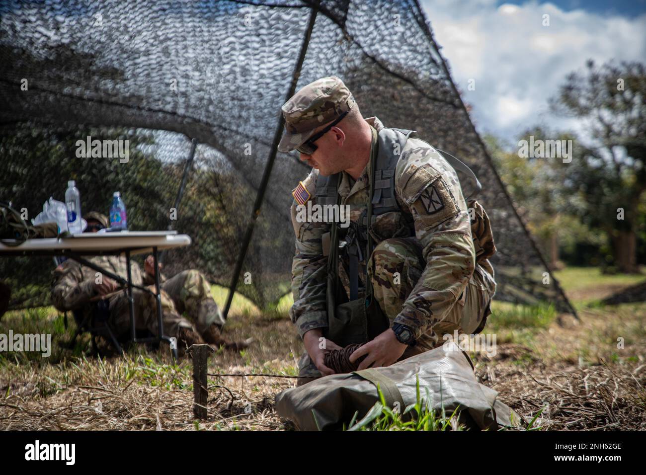 307th Expeditionary Signal Battalion squad conducts M18A1 Claymore Mine ...