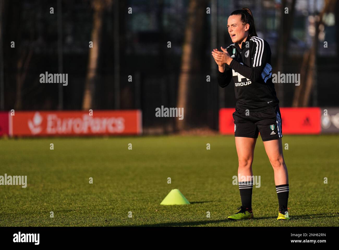 Rotterdam - (l-r) Annouk Boshuizen of Feyenoord V1 during the training ...