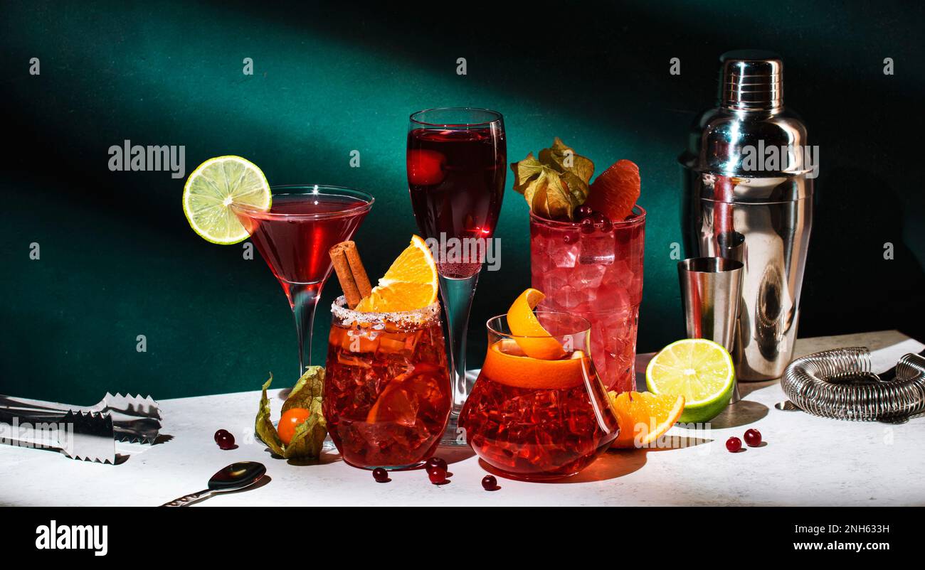 Red alcoholic cocktails set: kir royale, negroni, boulevardier ...
