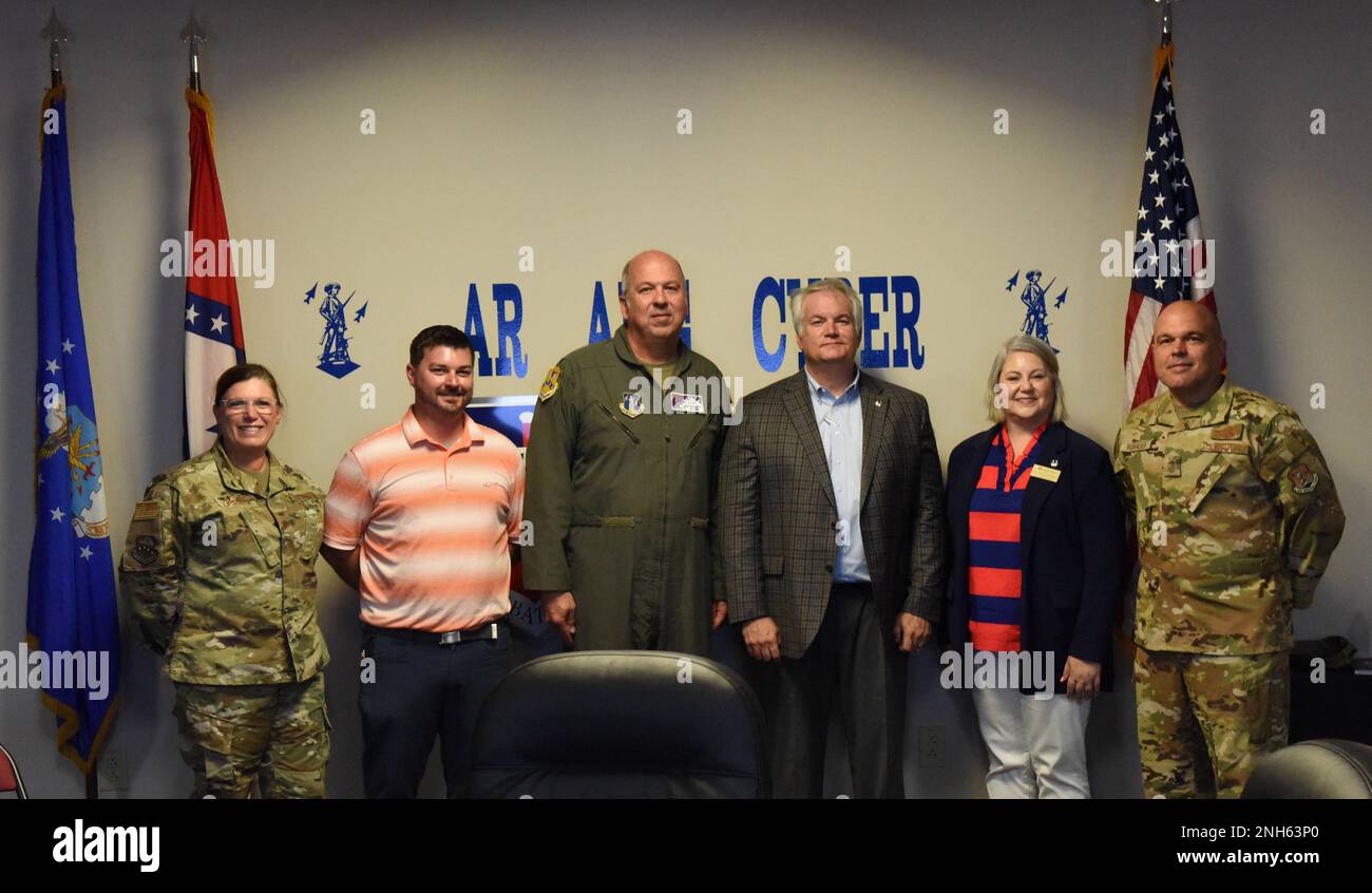 Left to Right: Col. Tina Lipscomb, 189th Mission Support Group ...