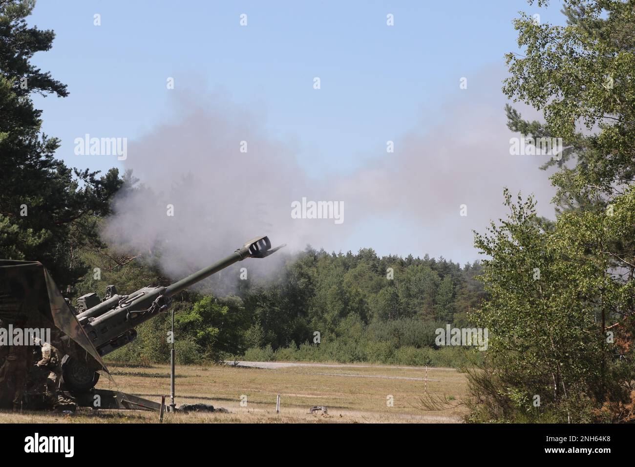 A M777A2 Howitzer assigned to U.S. Army 1st Platoon, “Chaos Battery ...