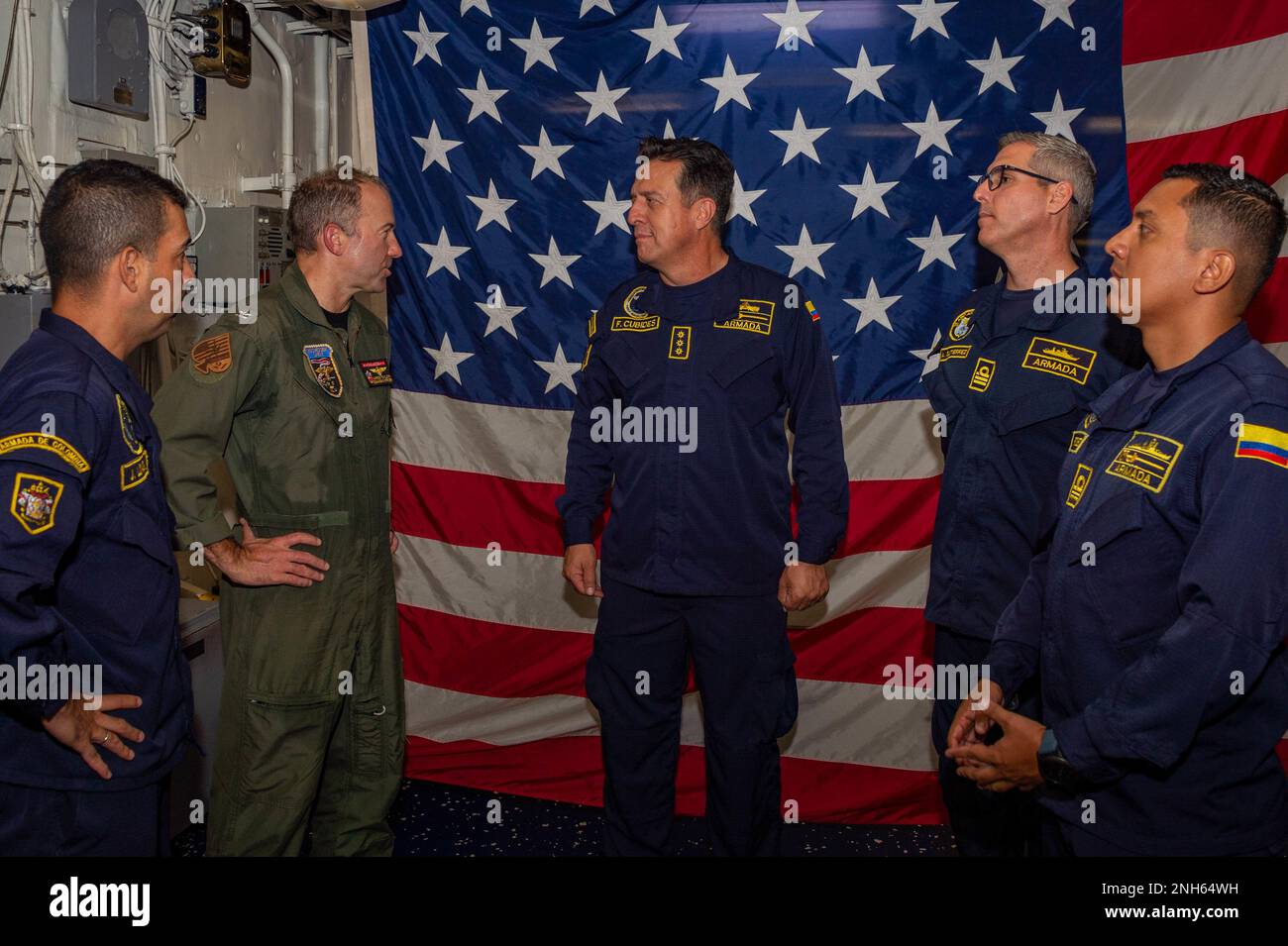 PACIFIC OCEAN (July 19, 2022) U.S. Navy Capt. Aaron Taylor, commanding ...