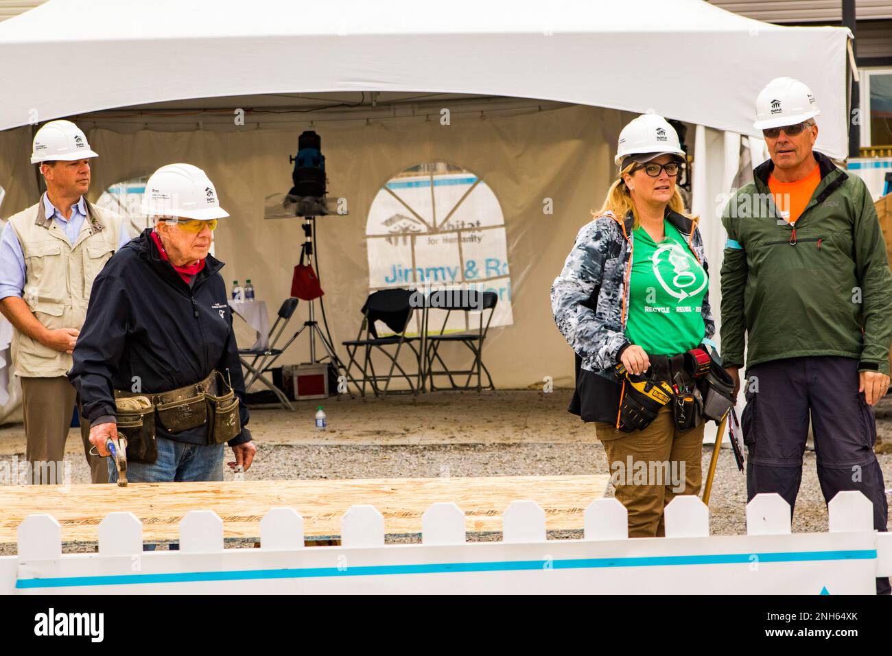 Country Music Artist Tricia Yearwood joins President Jimmy Carter at ...
