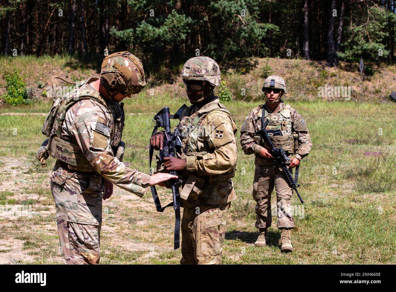 U.S. Soldiers assigned to the 1st Battalion, 68th Armor Regiment, 3rd ...