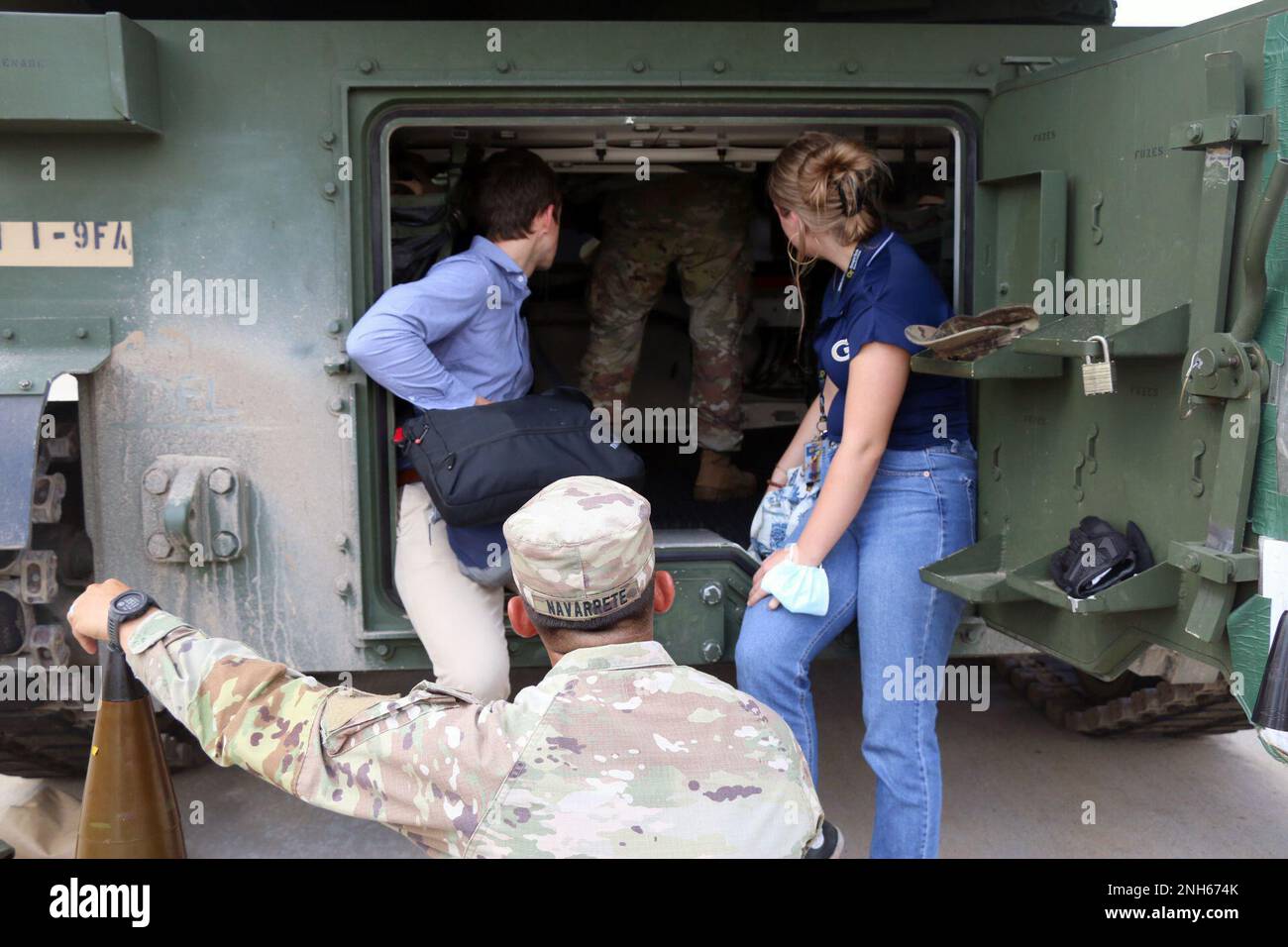 Staff Sgt. Hans Navarrette, a gunnery sergeant assigned to the ...