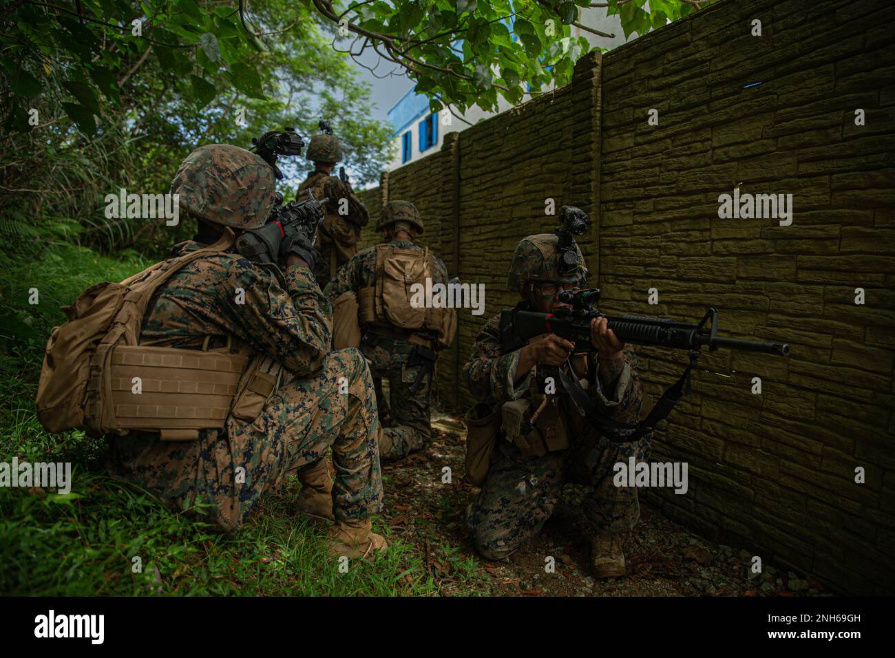 U.S. Marines with 3rd Landing Support Battalion, Combat Logistics ...