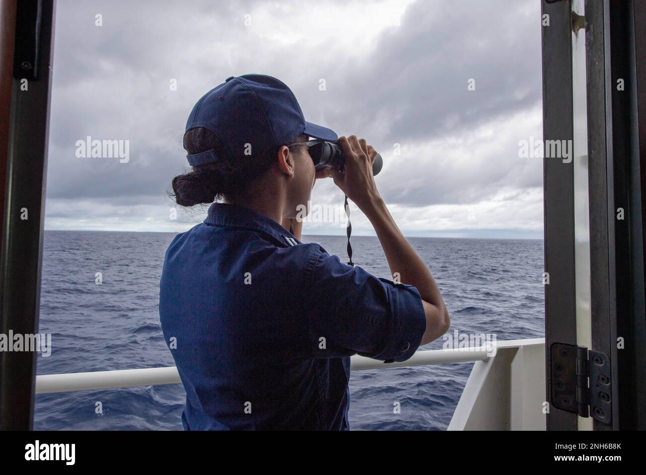 PACIFIC OCEAN (July 19, 2022) – Lt. Jalle Merritt, commanding officer ...