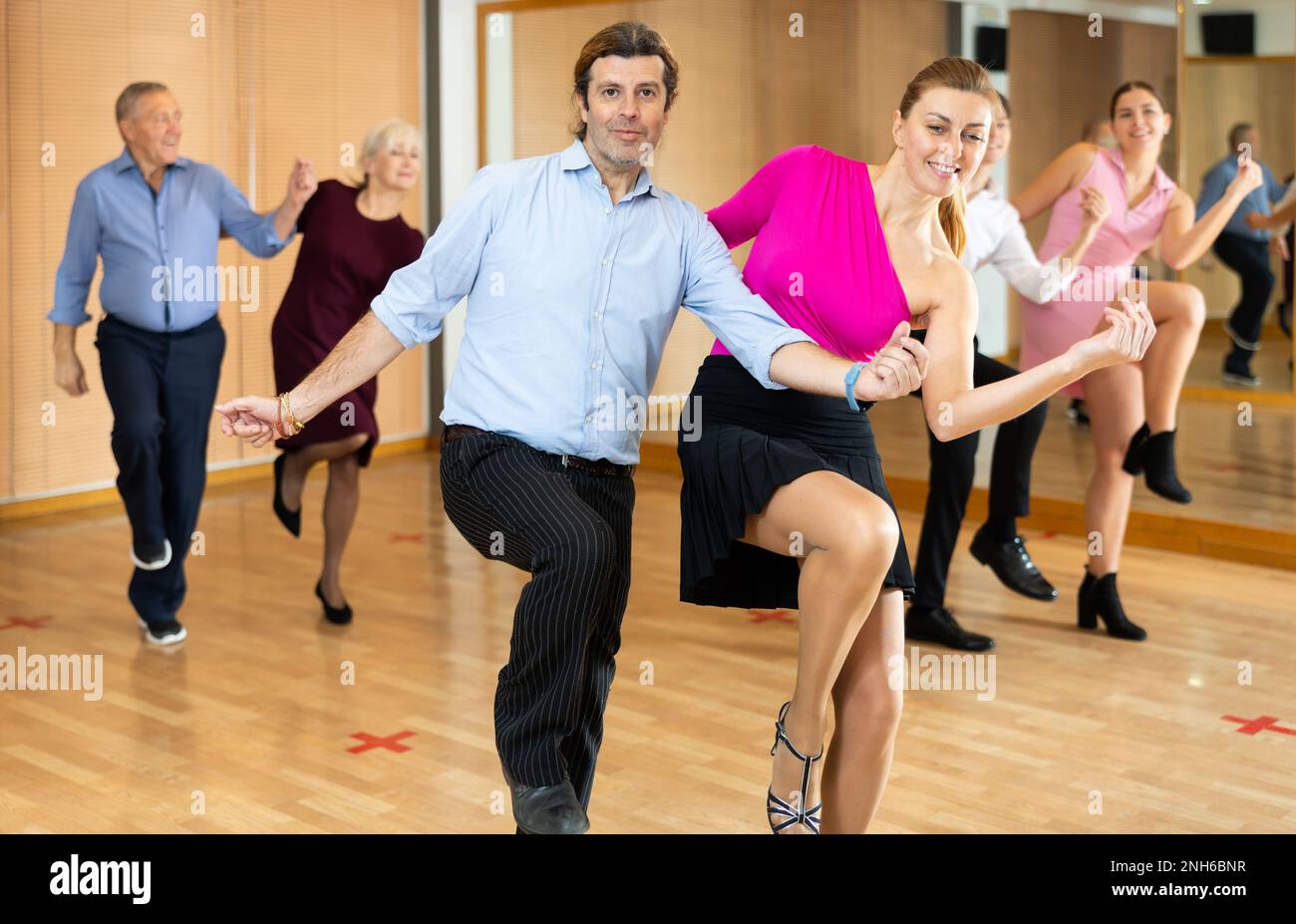 Couple dancing rock roll music hi-res stock photography and images - Alamy