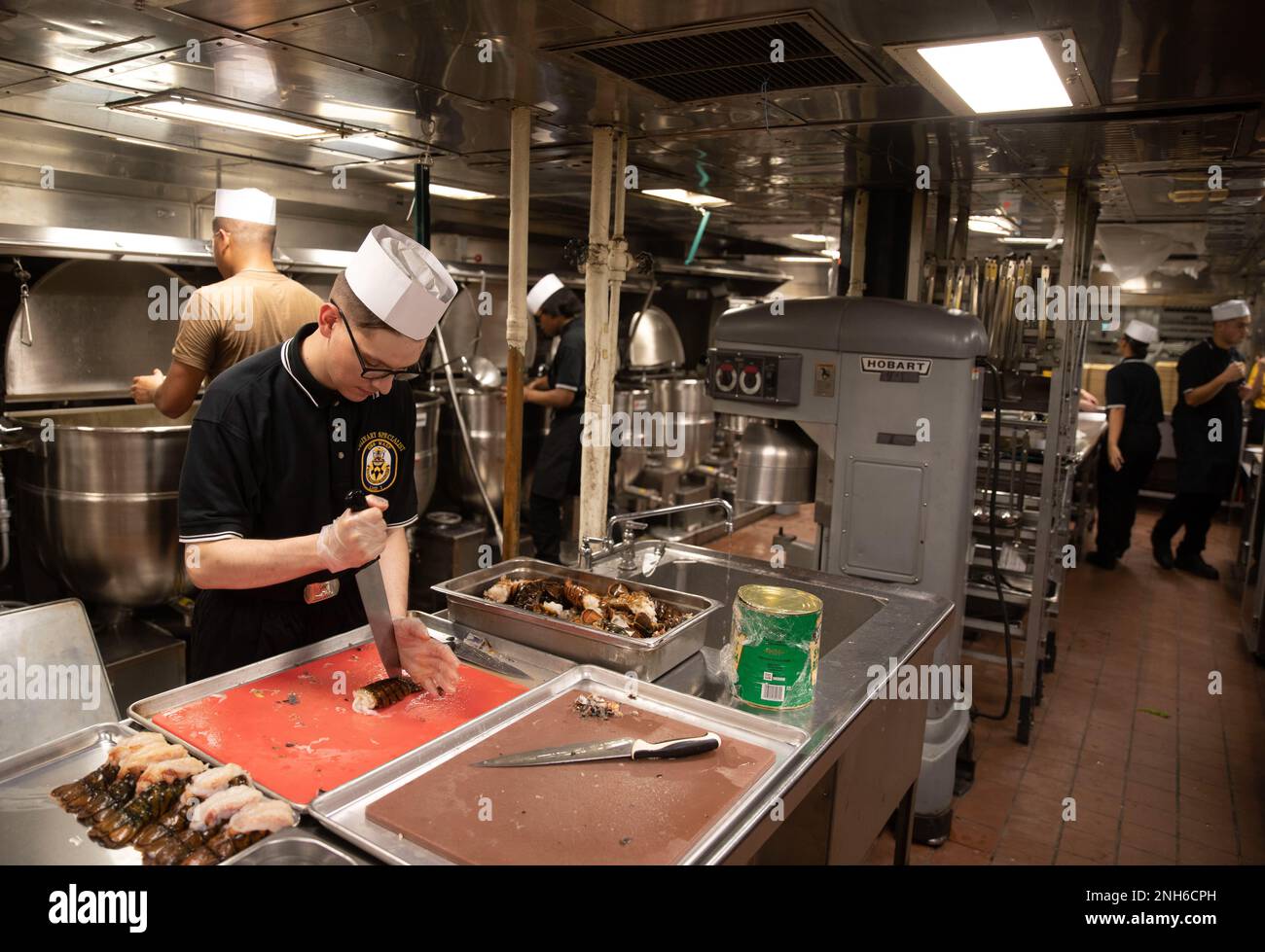 220721-N-CF580-2020 NORFOLK (July 19, 2022) – Culinary Specialist ...