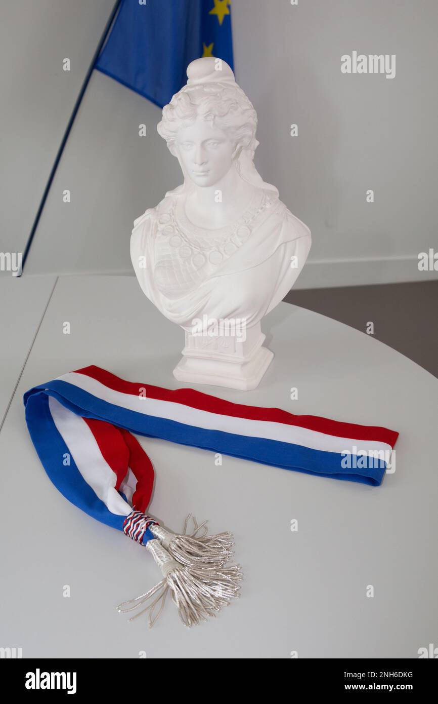 French election symbol with Mariane and french flag Stock Photo - Alamy