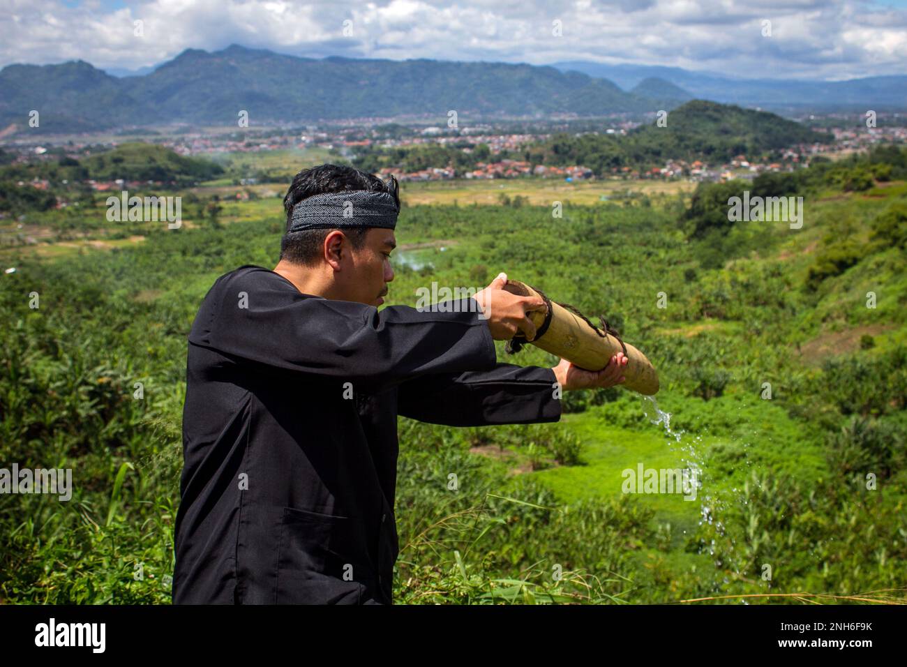 Cimahi, West Java, Indonesia. 21st Feb, 2023. Indigenous people of ...