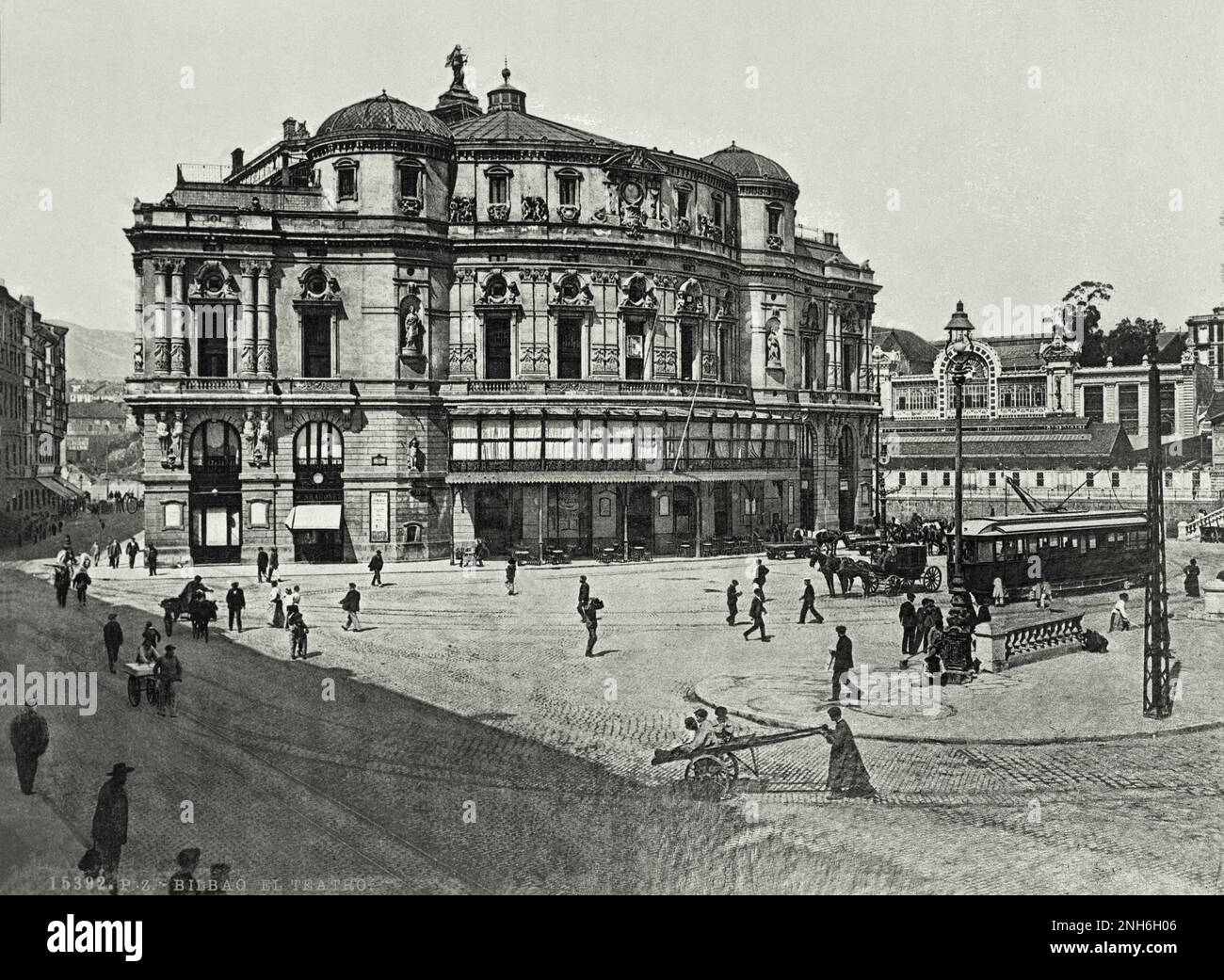 Teatro de 1890 hi-res stock photography and images - Alamy
