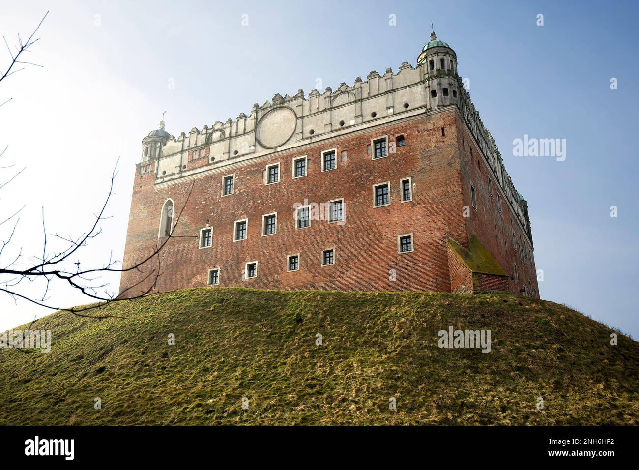 Brick stone castle hi-res stock photography and images - Alamy