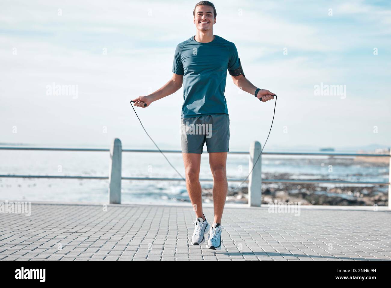 Man jumping rope and beach hi-res stock photography and images - Alamy