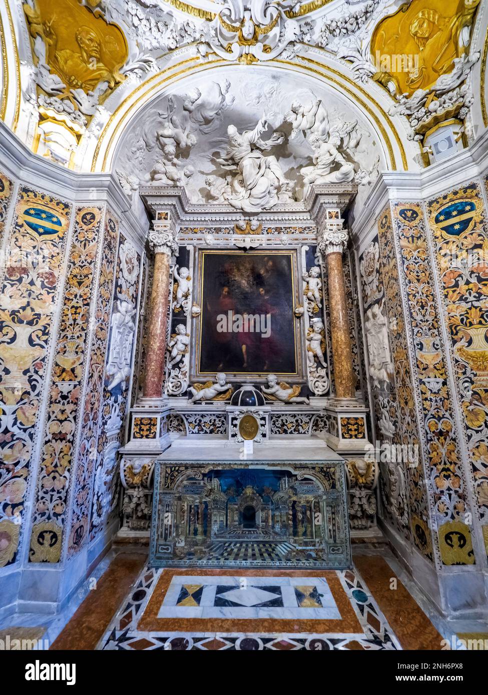 Holy Family chapel in the baroque style church of Jesus (chiesa del ...