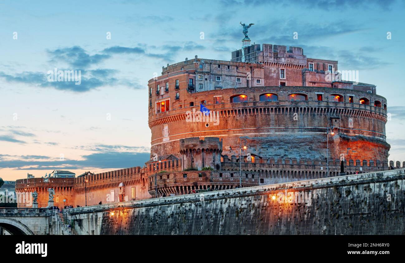 Castel sant angelo from bridge hi-res stock photography and images - Alamy